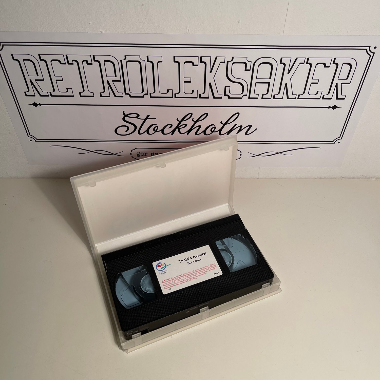 VHS - Tintin Blå Lotus. Tint.. | Köp från Retroleksaker på Tradera ...