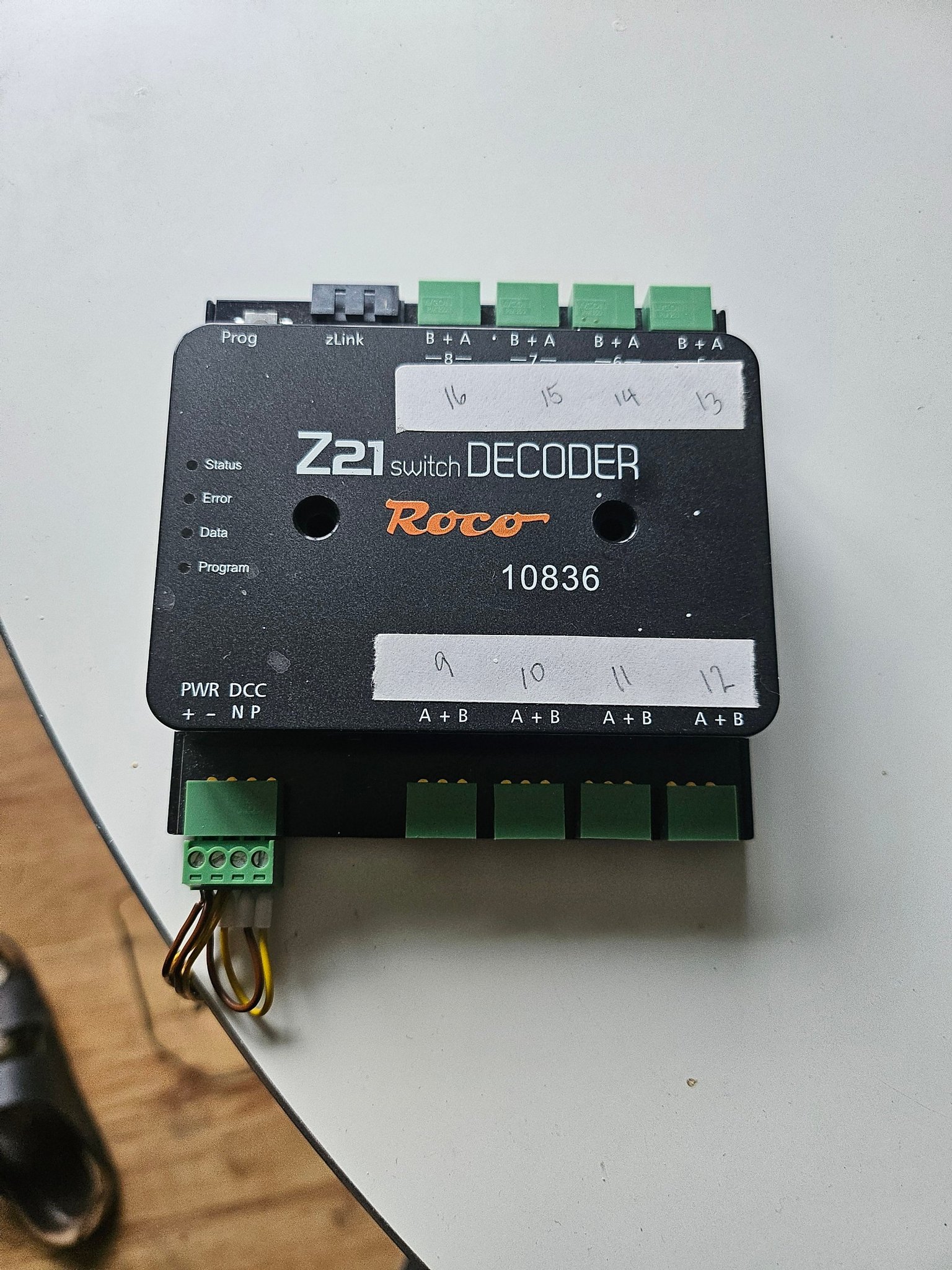 Se produkter som liknar Roco Z21 switch DECODER 10836 på Tradera ...