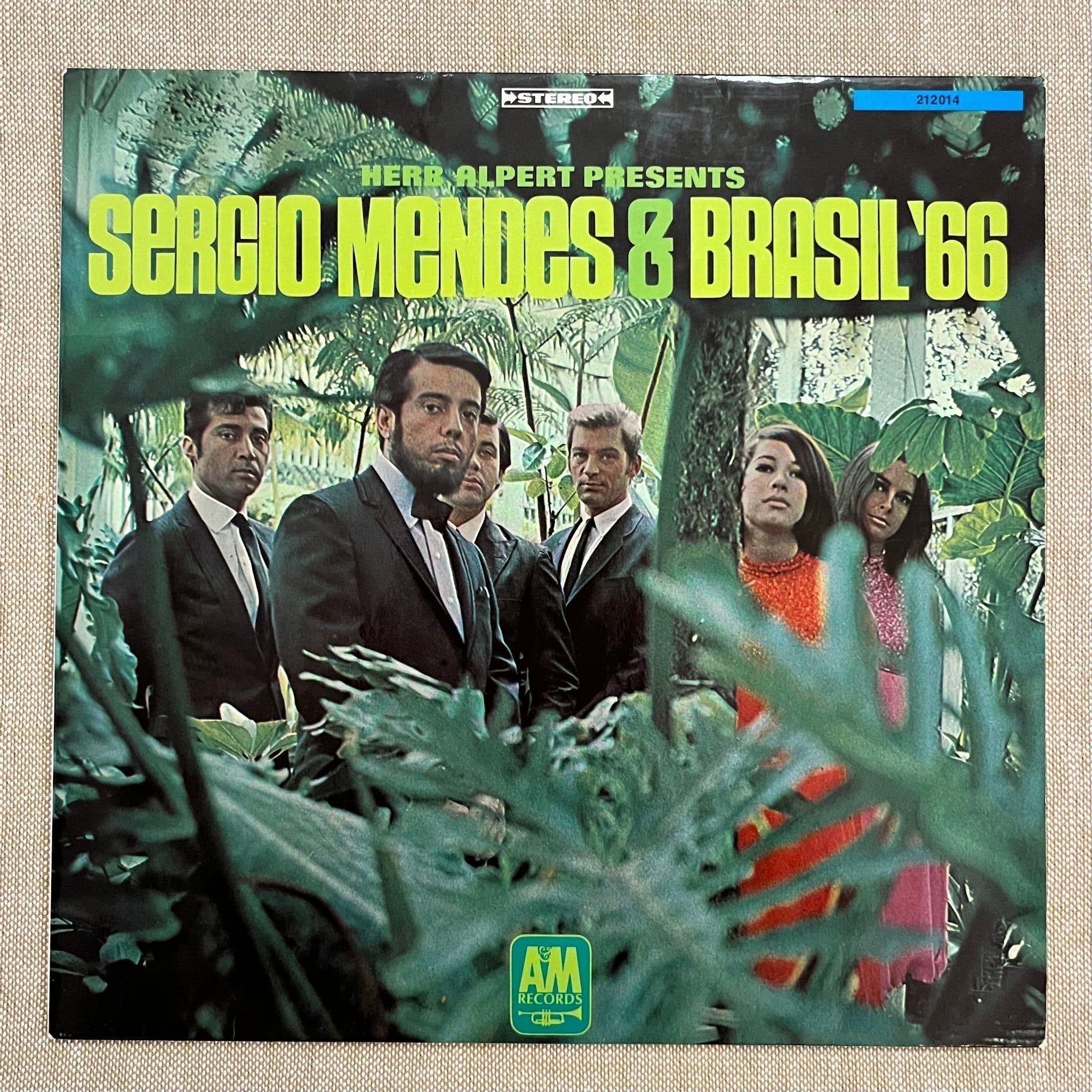 Herb Alpert presents Sergio Mendes & Brasil '66 | Köp på Tradera ...