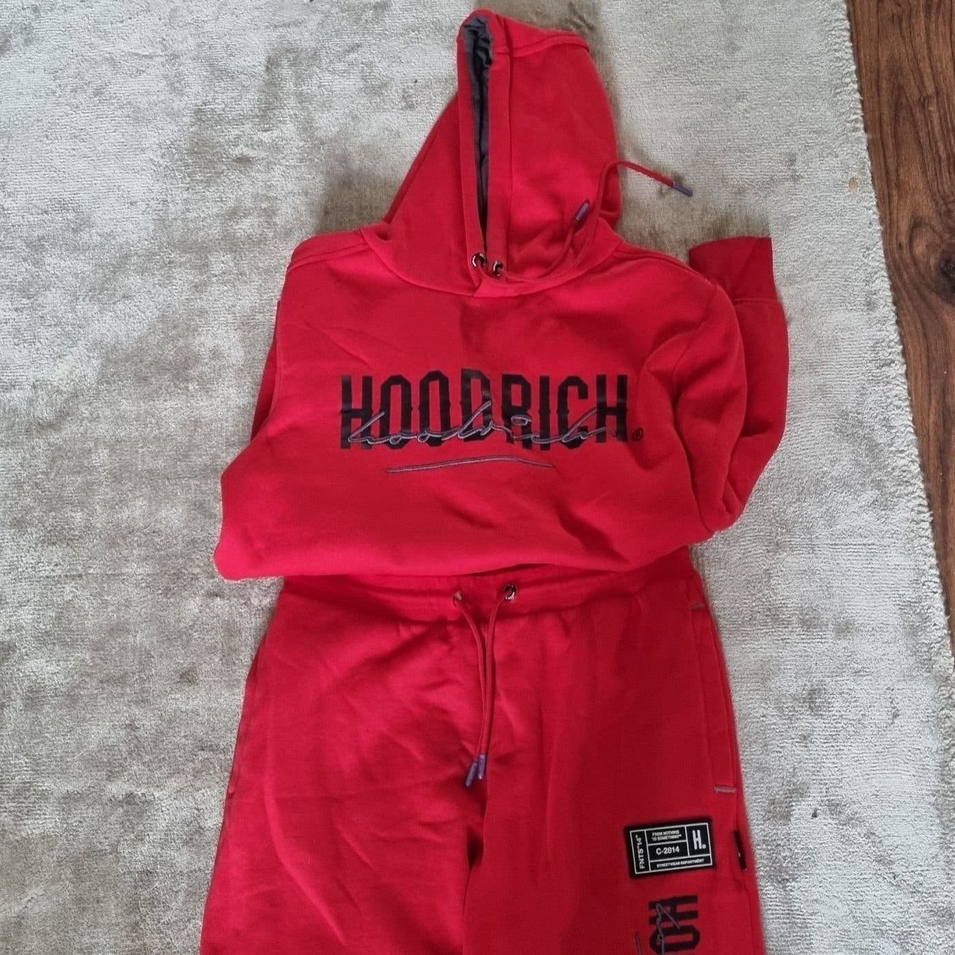 Se produkter som liknar Hoodrich Set - dress med hood.. på Tradera ...