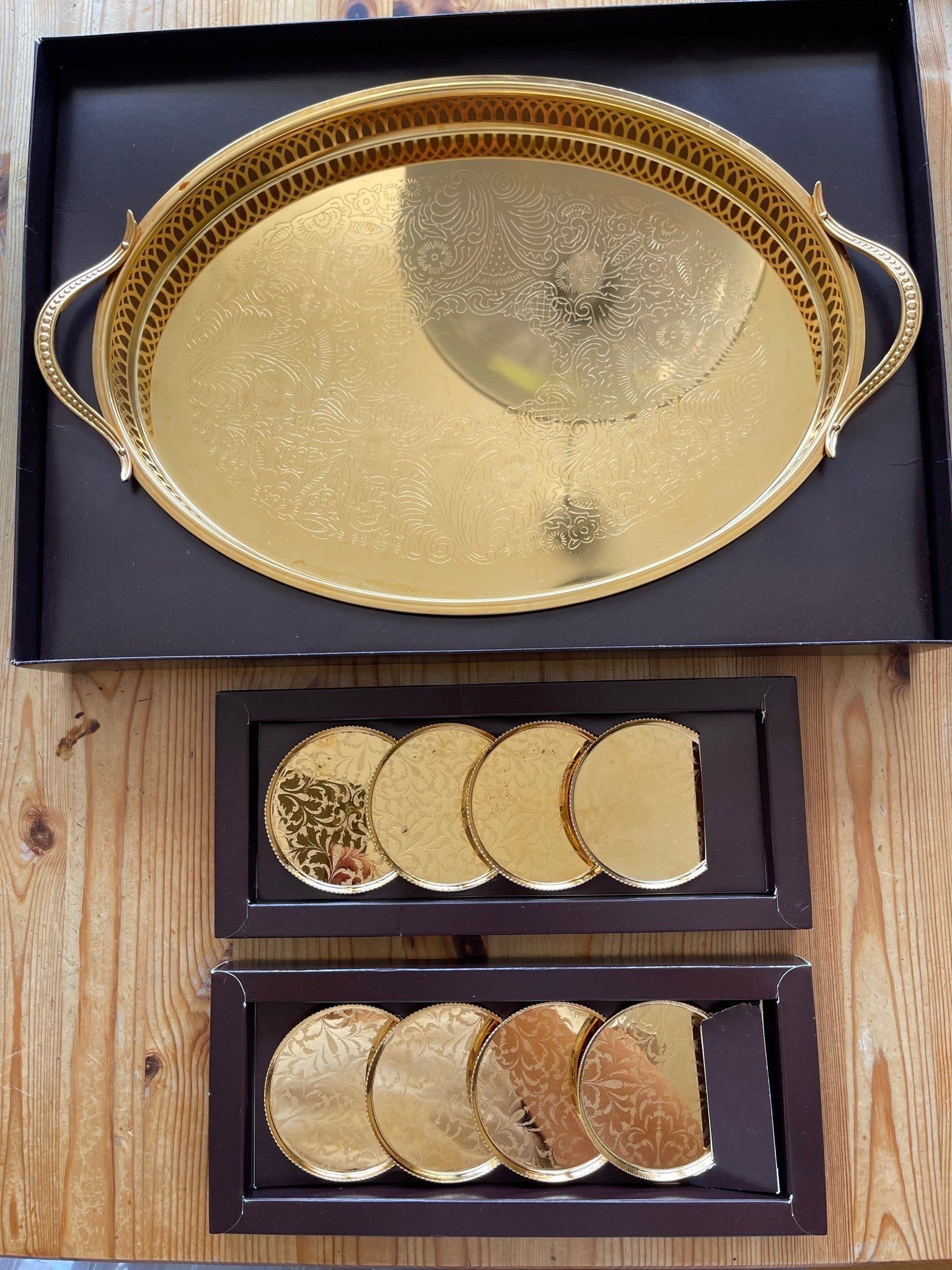 Se produkter som liknar Scandia Guld Bricka och Glasu.. på Tradera ...