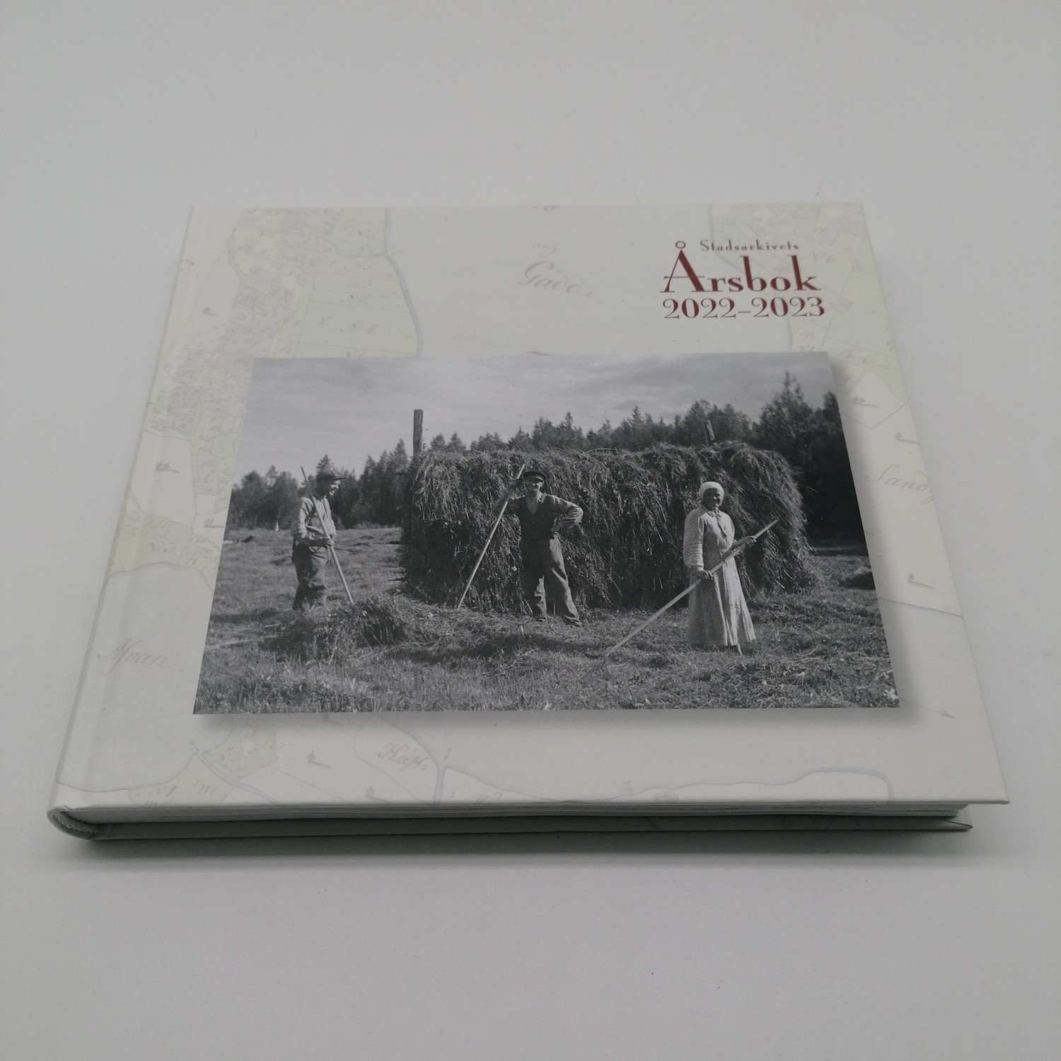 Stadsarkivets årsbok 2022-20.. | Köp från Samlarshoppen på Tradera (633583483)
