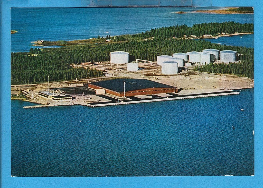 PITEÅ. Djuphamnen Haraholmen med cisterner 1973 n.. | Köp från ...