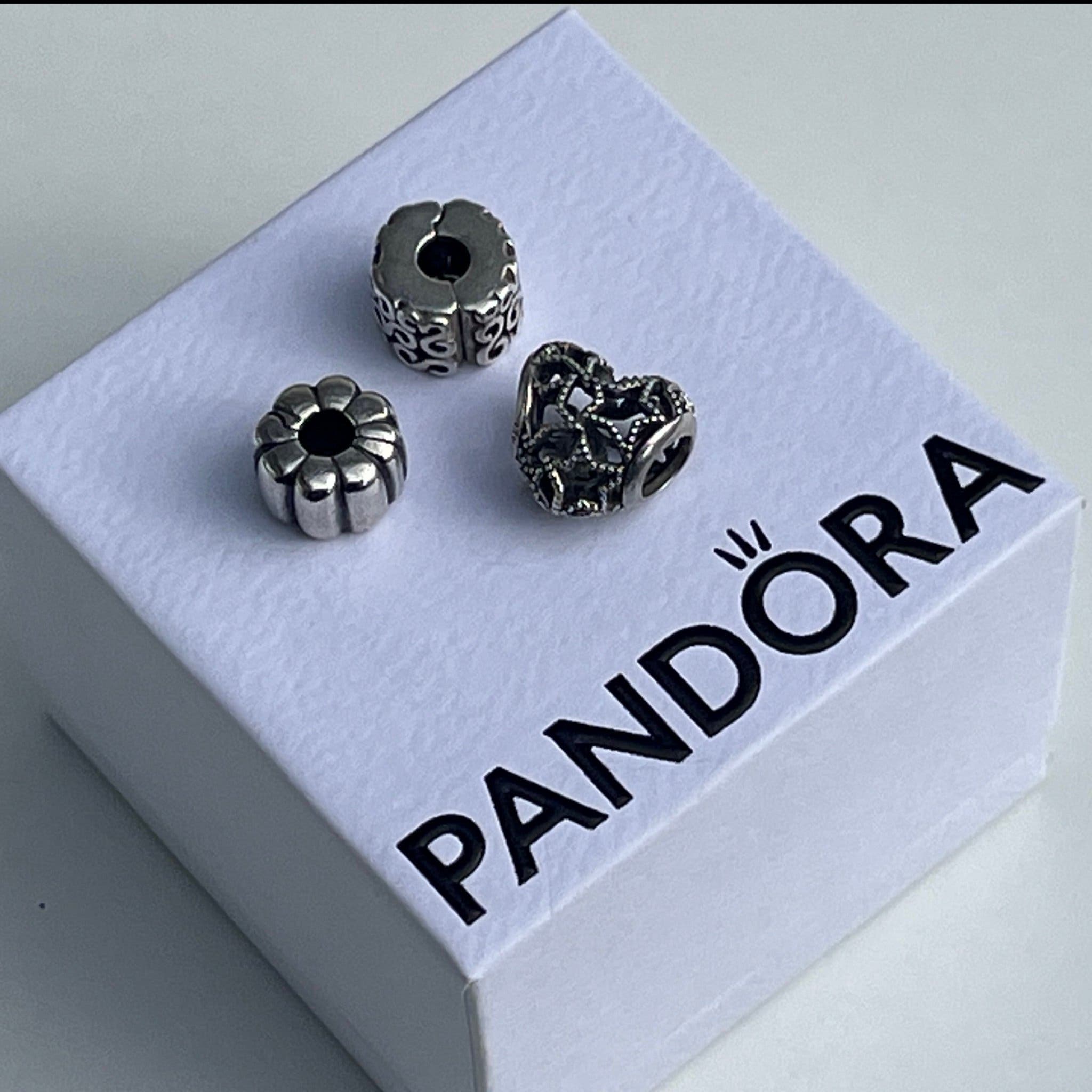 Se produkter som liknar Pandora berlocker i silver. 2.. på Tradera ...