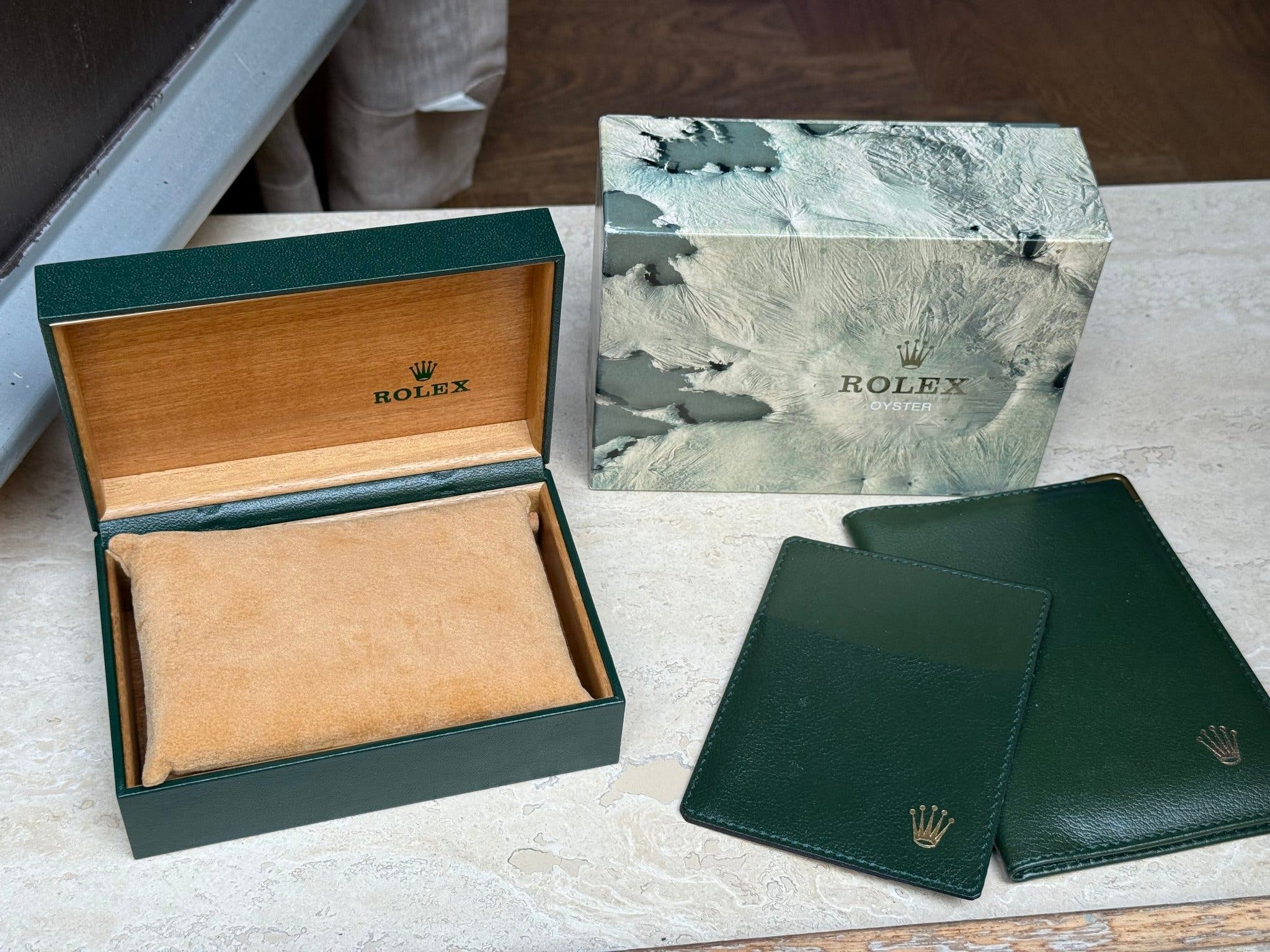 Se produkter som liknar Rolex Box Set på Tradera (694974992)