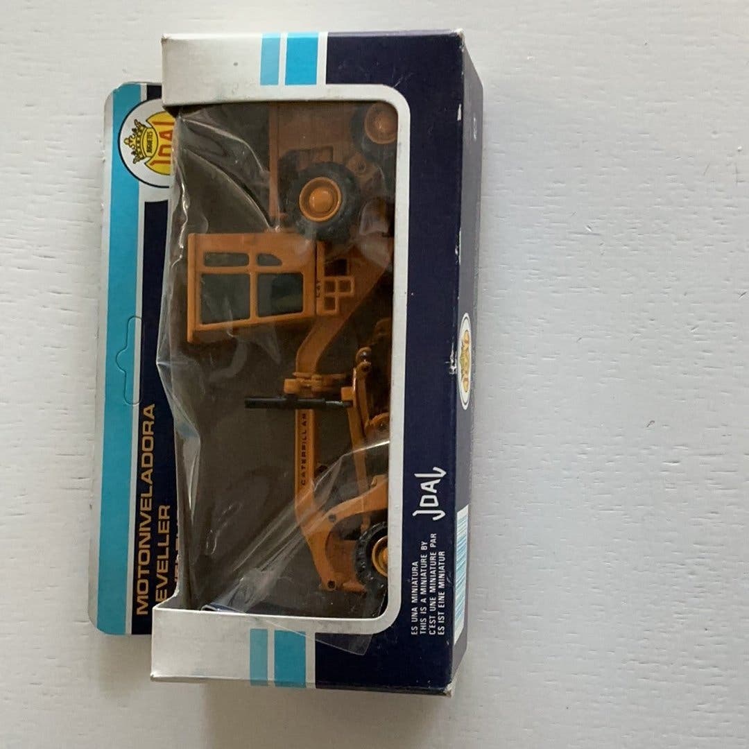 Se produkter som liknar JDAL Caterpillar Motonivelado.. på Tradera ...