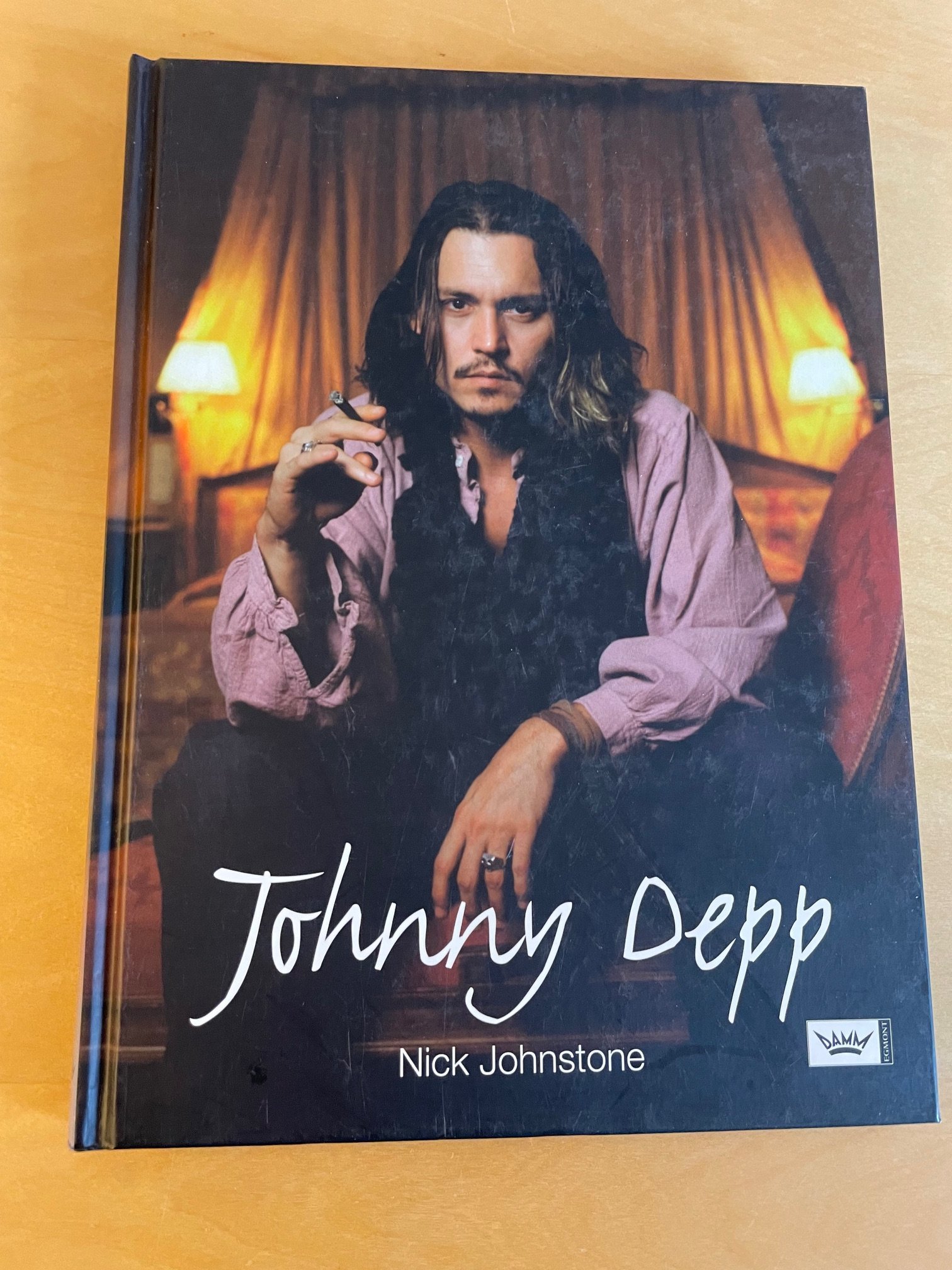 Se produkter som liknar Johnny Depp av Nick Johnstone.. på Tradera (695065620)