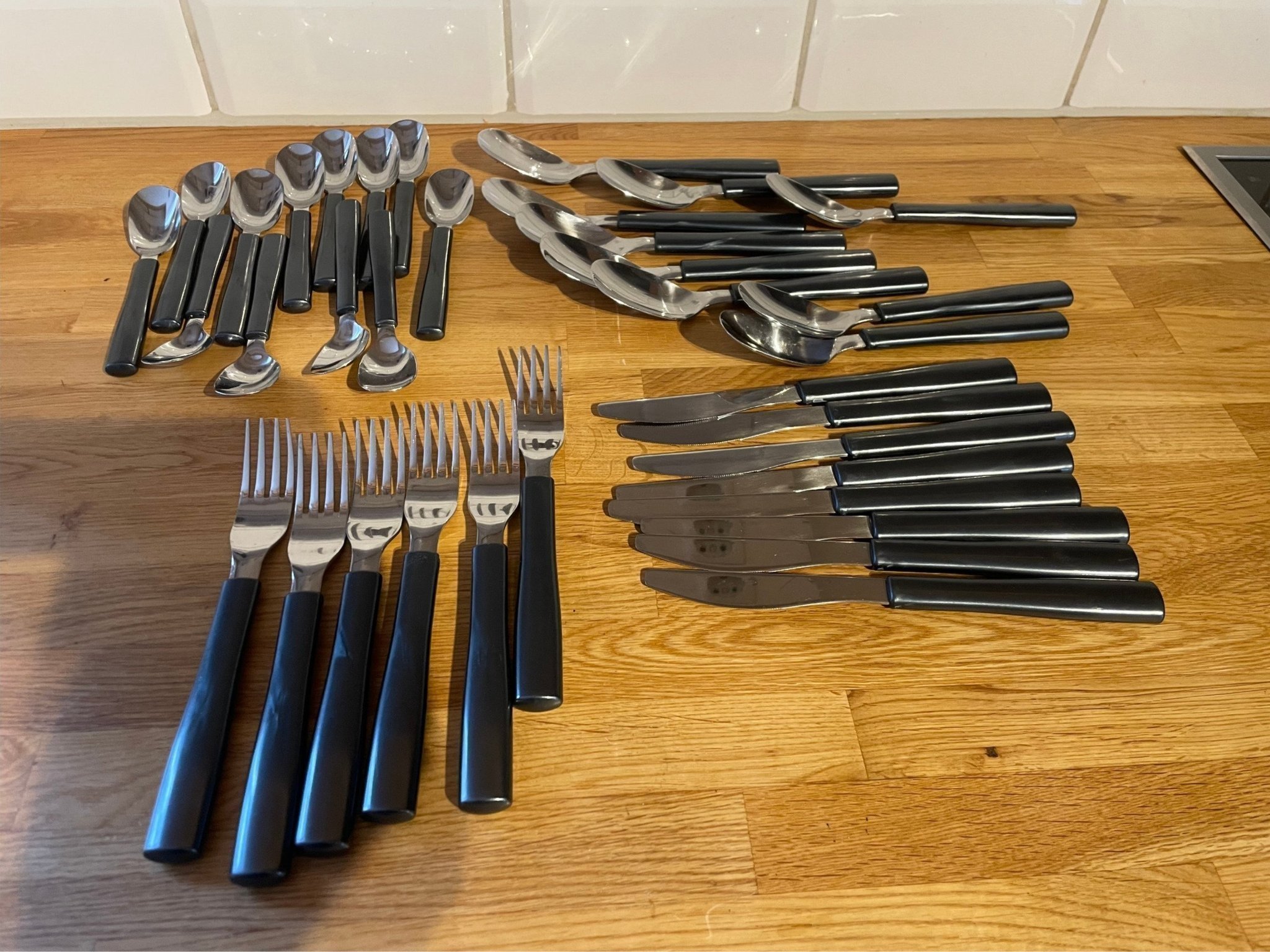 IKEA bestick med mörkt grå handtag | Köp på Tradera (677408199)