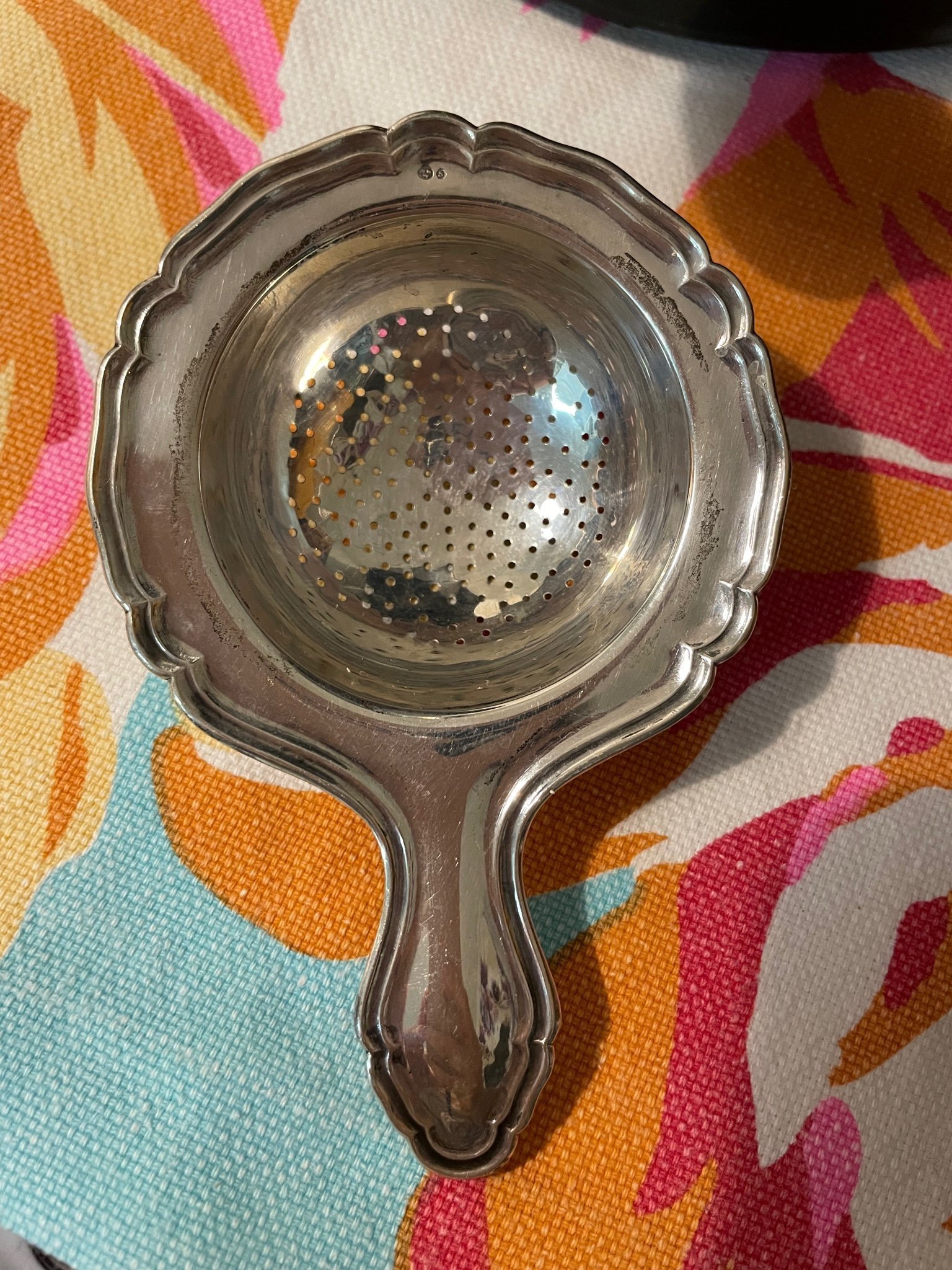 Se produkter som liknar Äldre Tesil i äkta silver på Tradera (595856830)