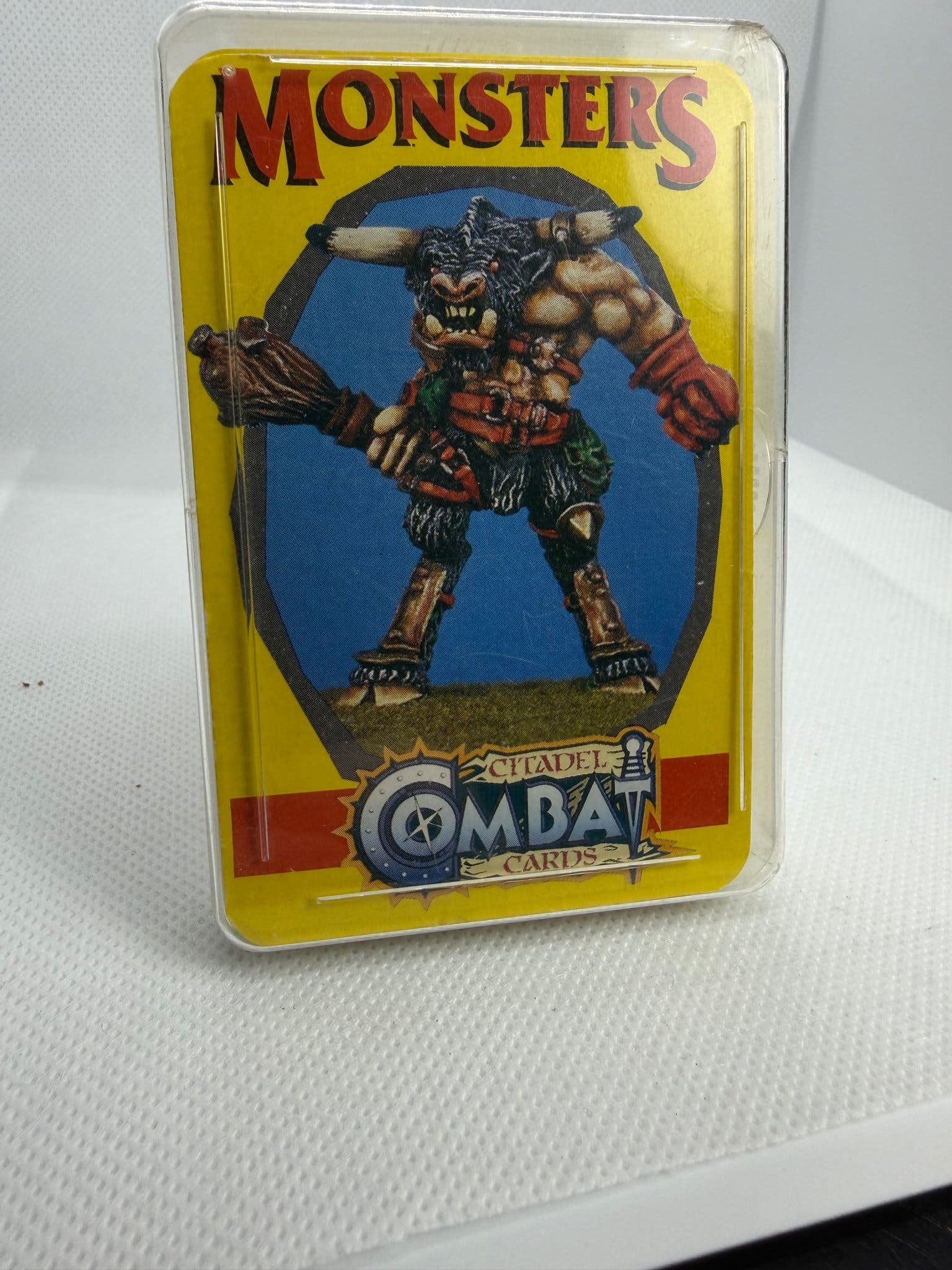 Se produkter som liknar Citadel Combat Cards - Monste.. på Tradera ...