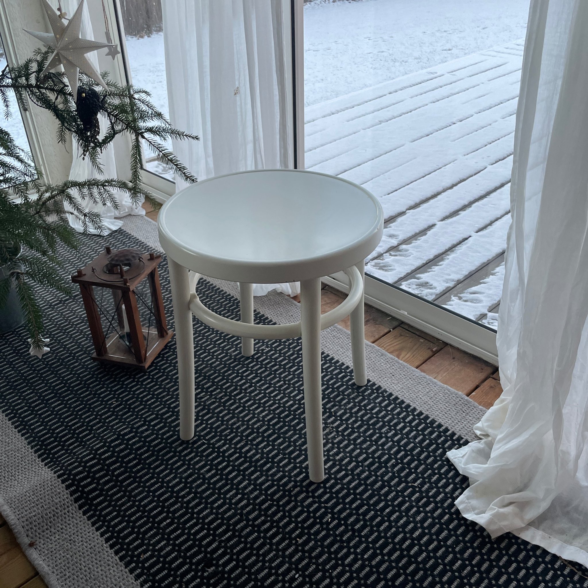 Retro ögla pall öglan vit rund Ikea pall bord .. | Köp på Tradera ...