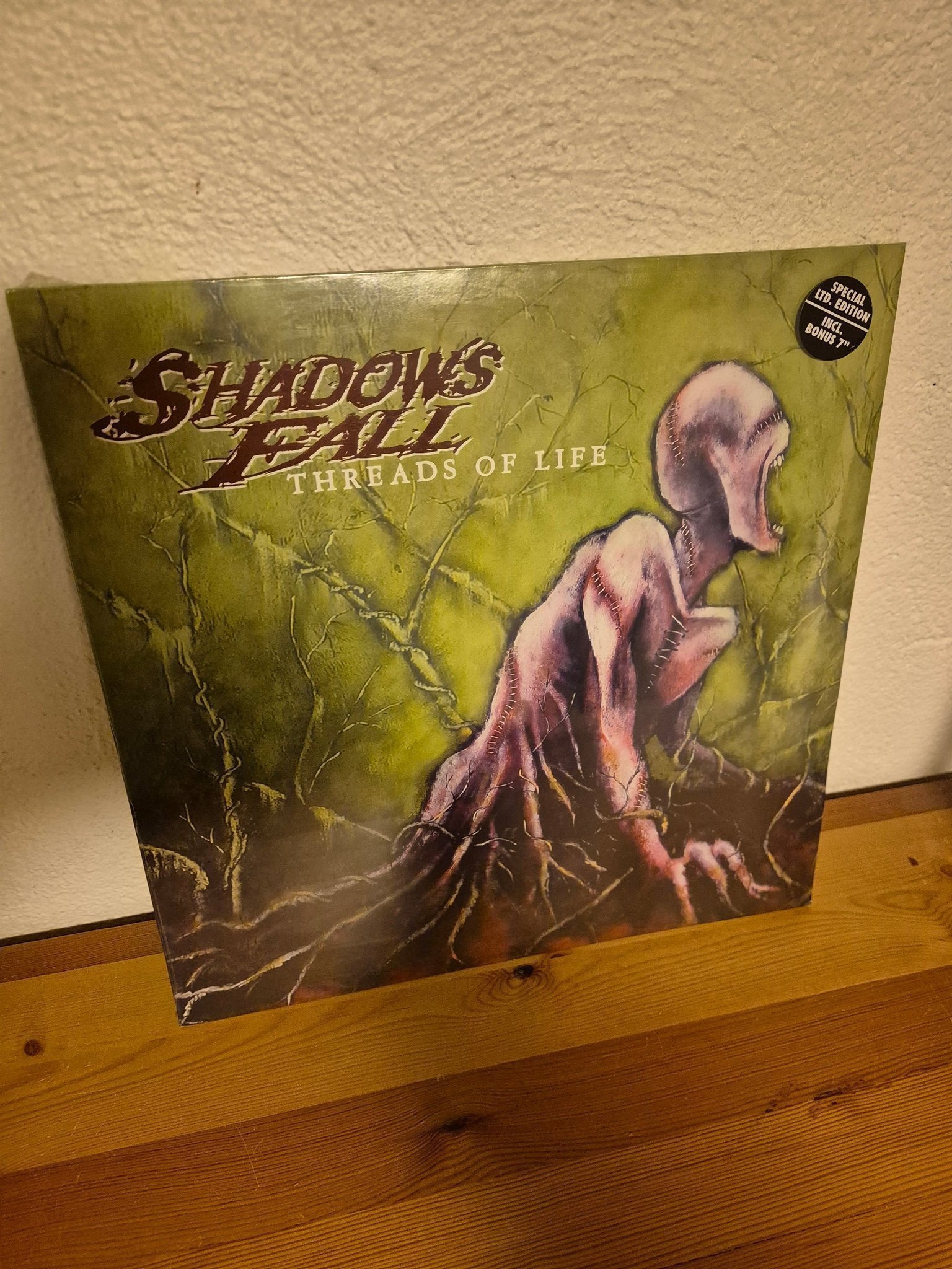 Shadows Fall - Threads of Life - Special Limite.. | Köp på Tradera ...