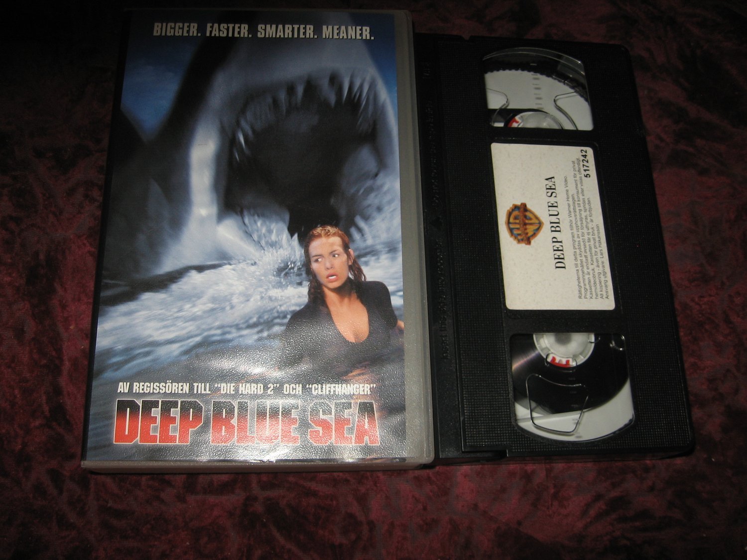 DEEP BLUE SEA (SAMUEL L. JACKSON,STELLAN SKARSG.. | Köp på Tradera ...
