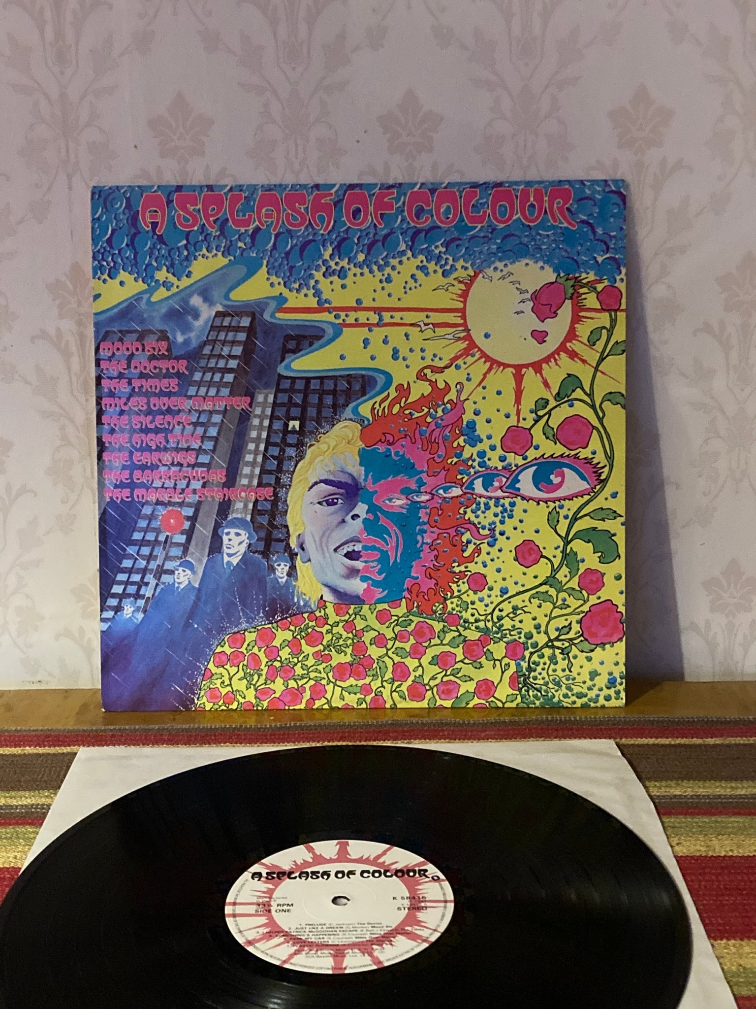 A SPLASH OF COLOUR *The Doctor/Mood Six/The Tim.. | Köp på Tradera ...