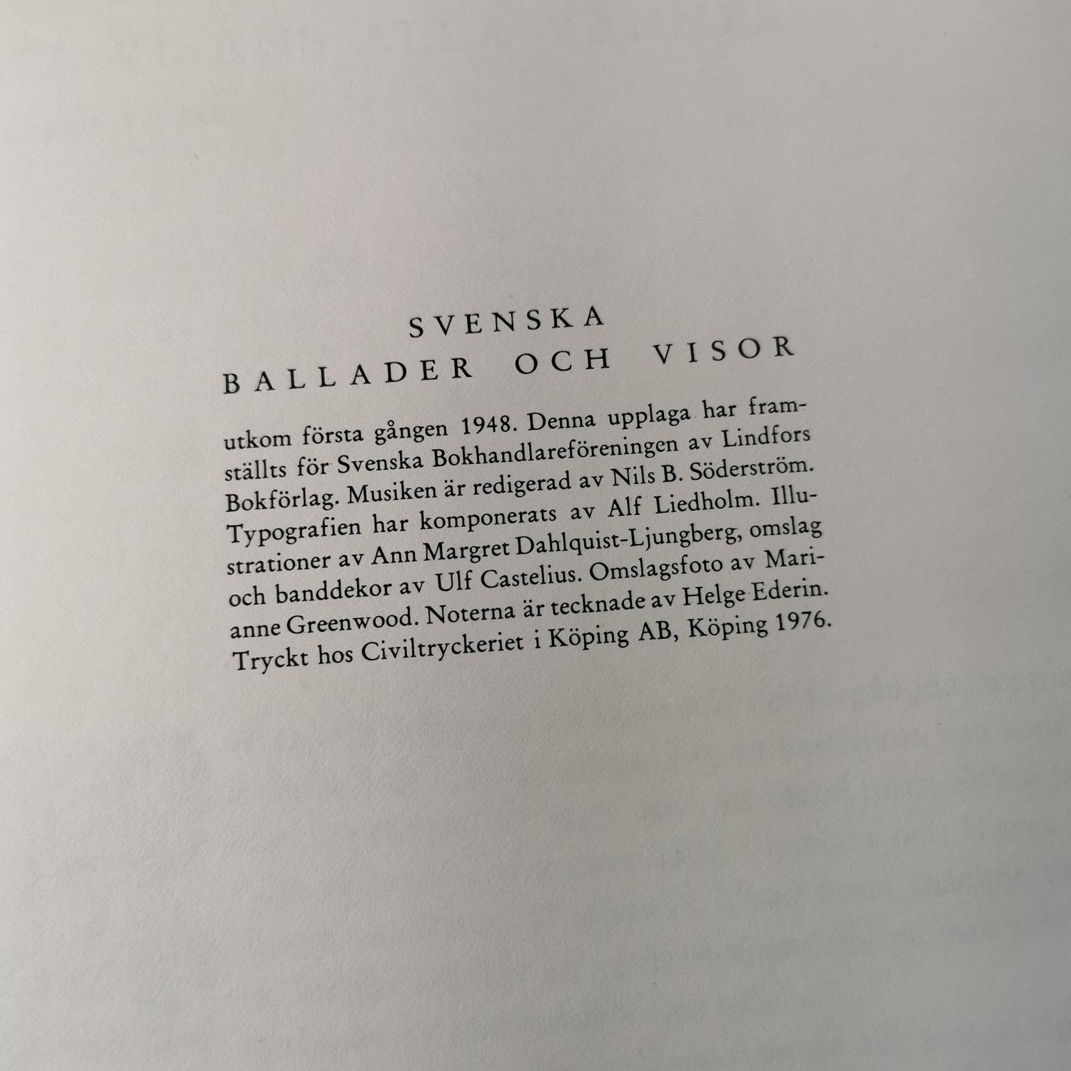 Svenska ballader och visor från medeltiden till.. | Köp på Tradera ...