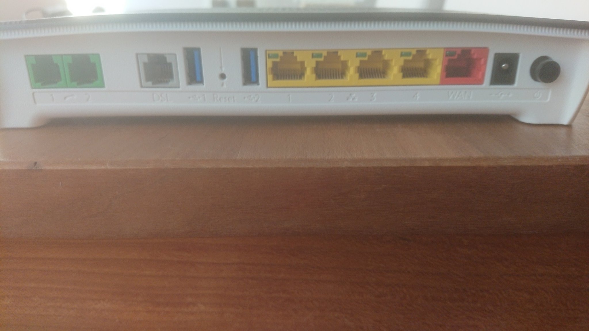 Router - Technicolor TG799vac Xtream