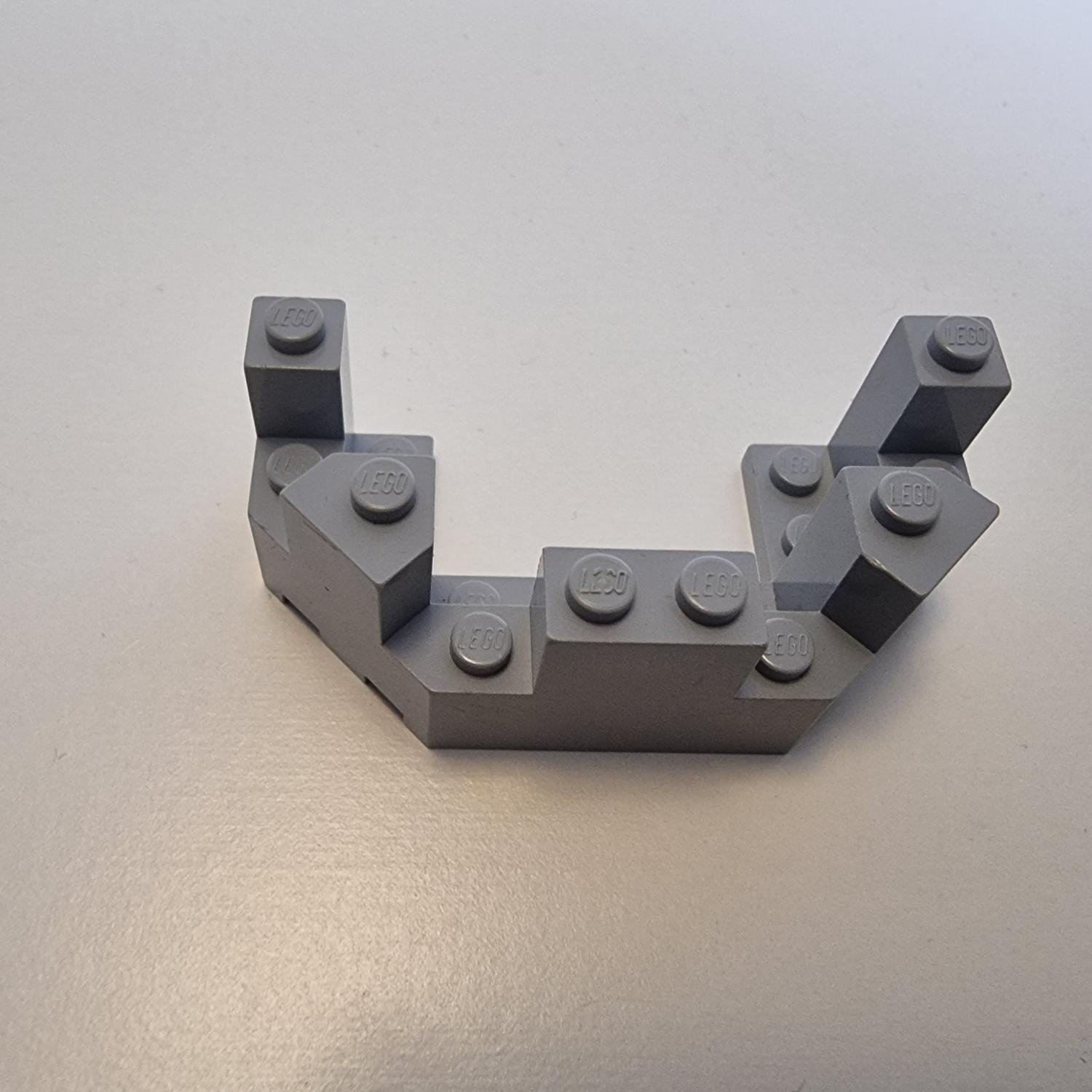 Lego Castle Turret Top 4 x 8 x 2 1/3 light blui.. | Köp på Tradera ...