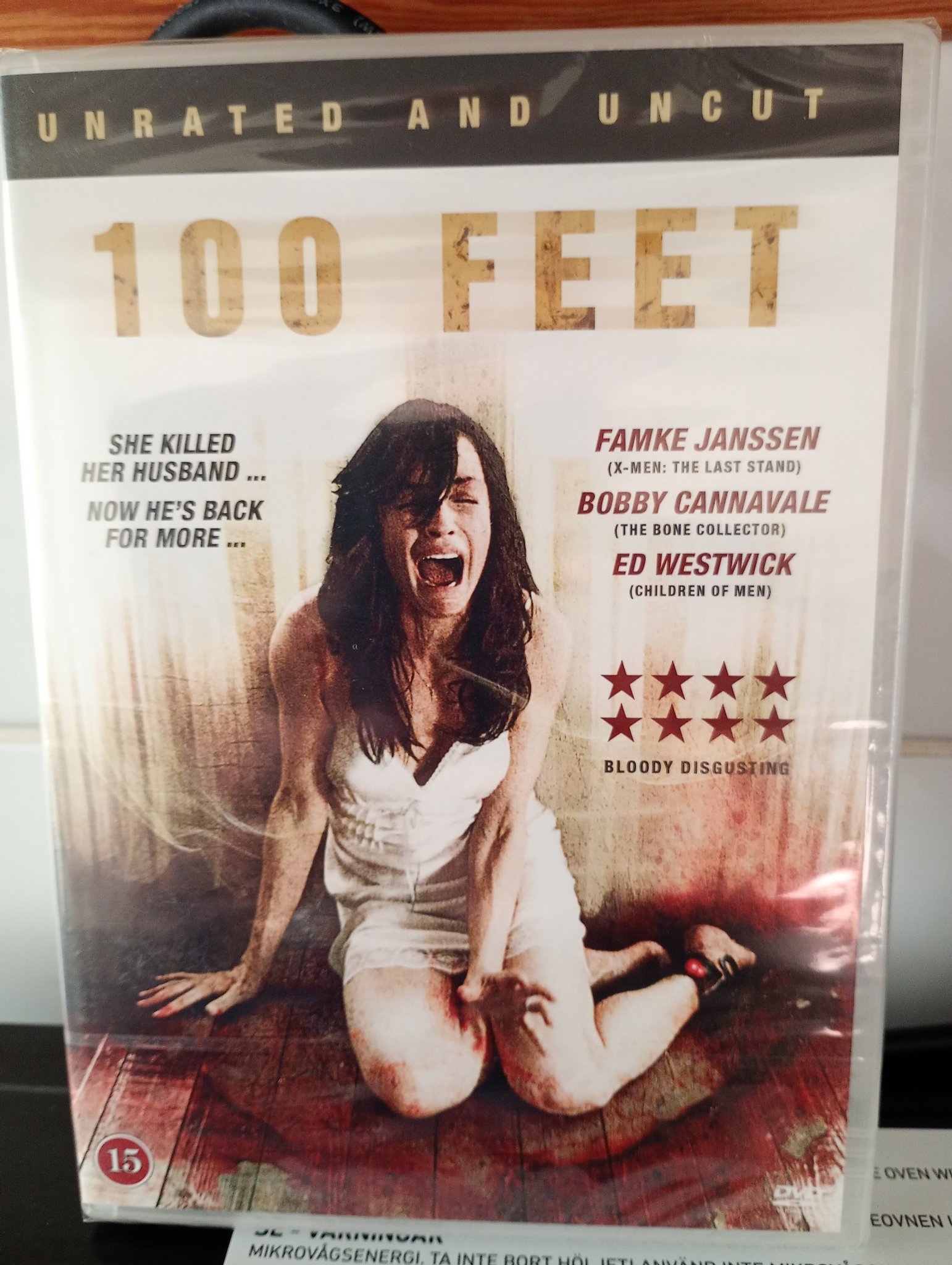 100 Feet - DVD | Köp på Tradera (694185680)