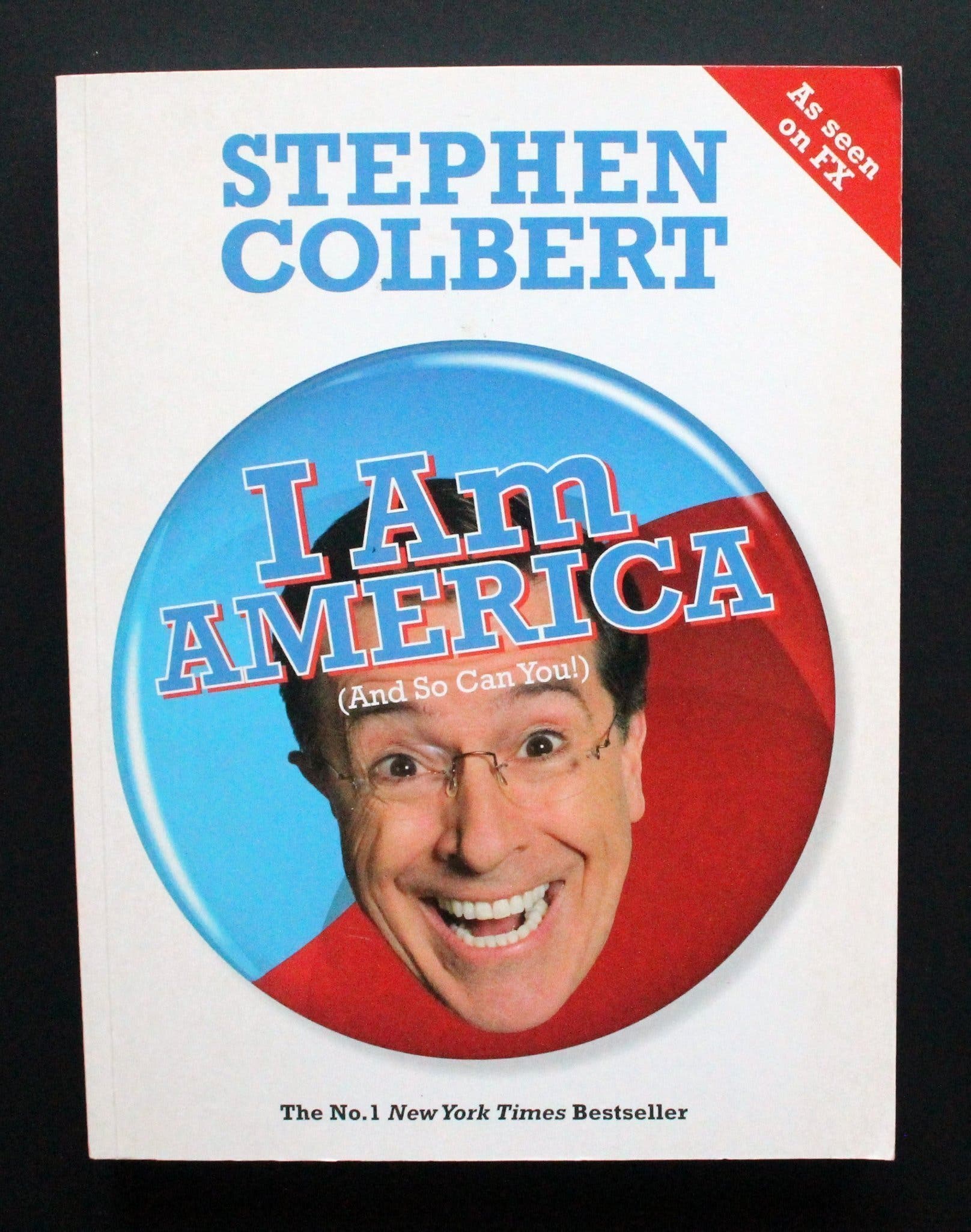 Se produkter som liknar Stephen Colbert I Am America .. på Tradera ...