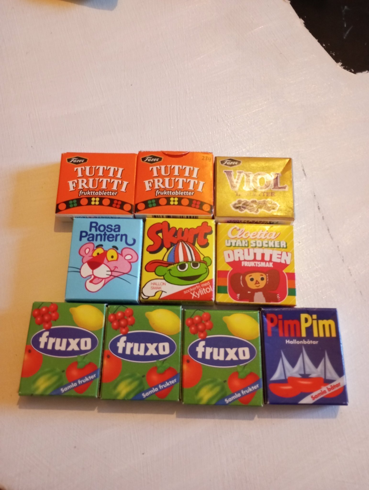 Tablettaskar 90-tal och 00-tal i fint skick | Köp på Tradera (637639019)