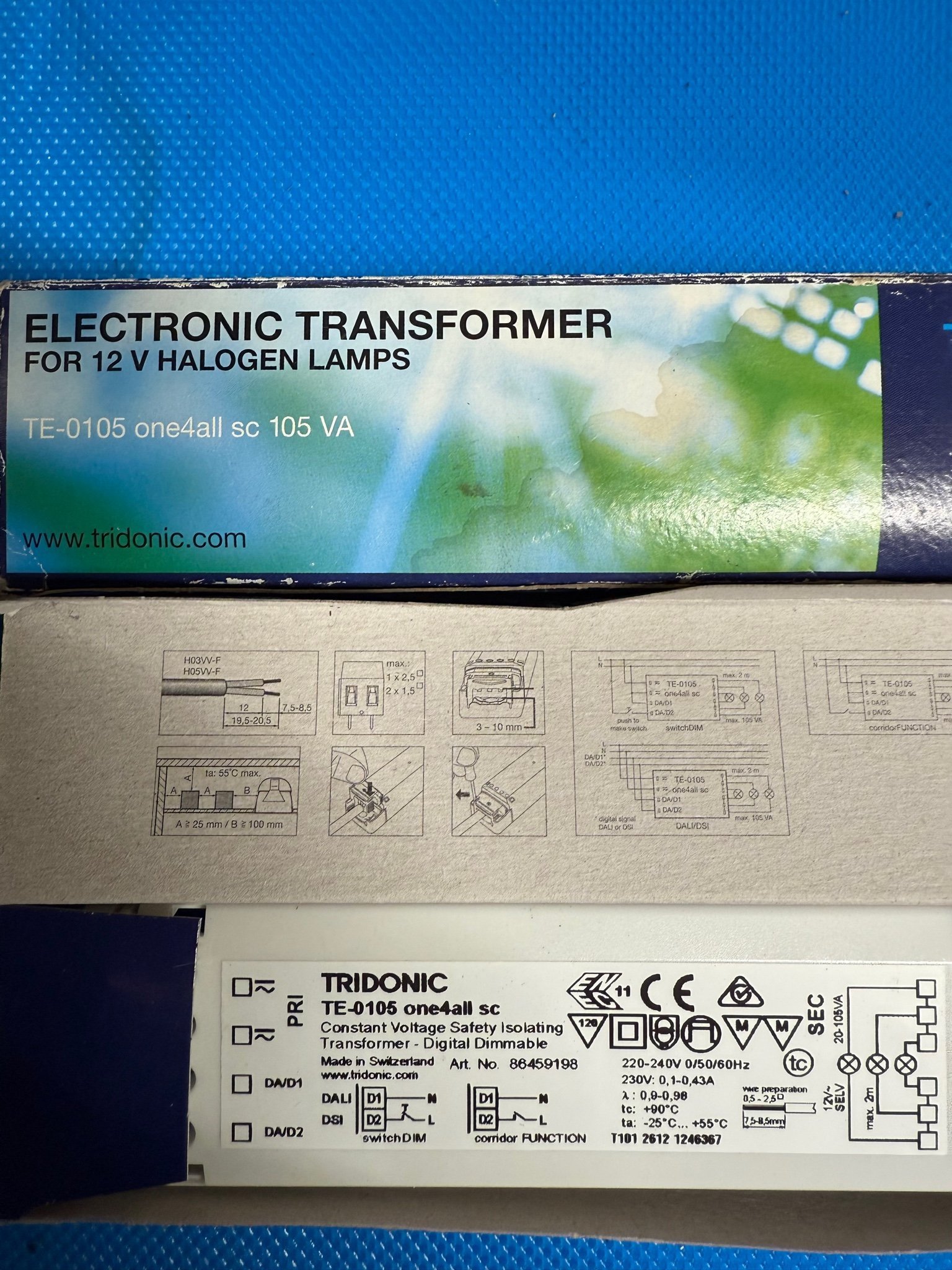 Se produkter som liknar Tridonic TE-0105 one4all sc 1.. på Tradera ...