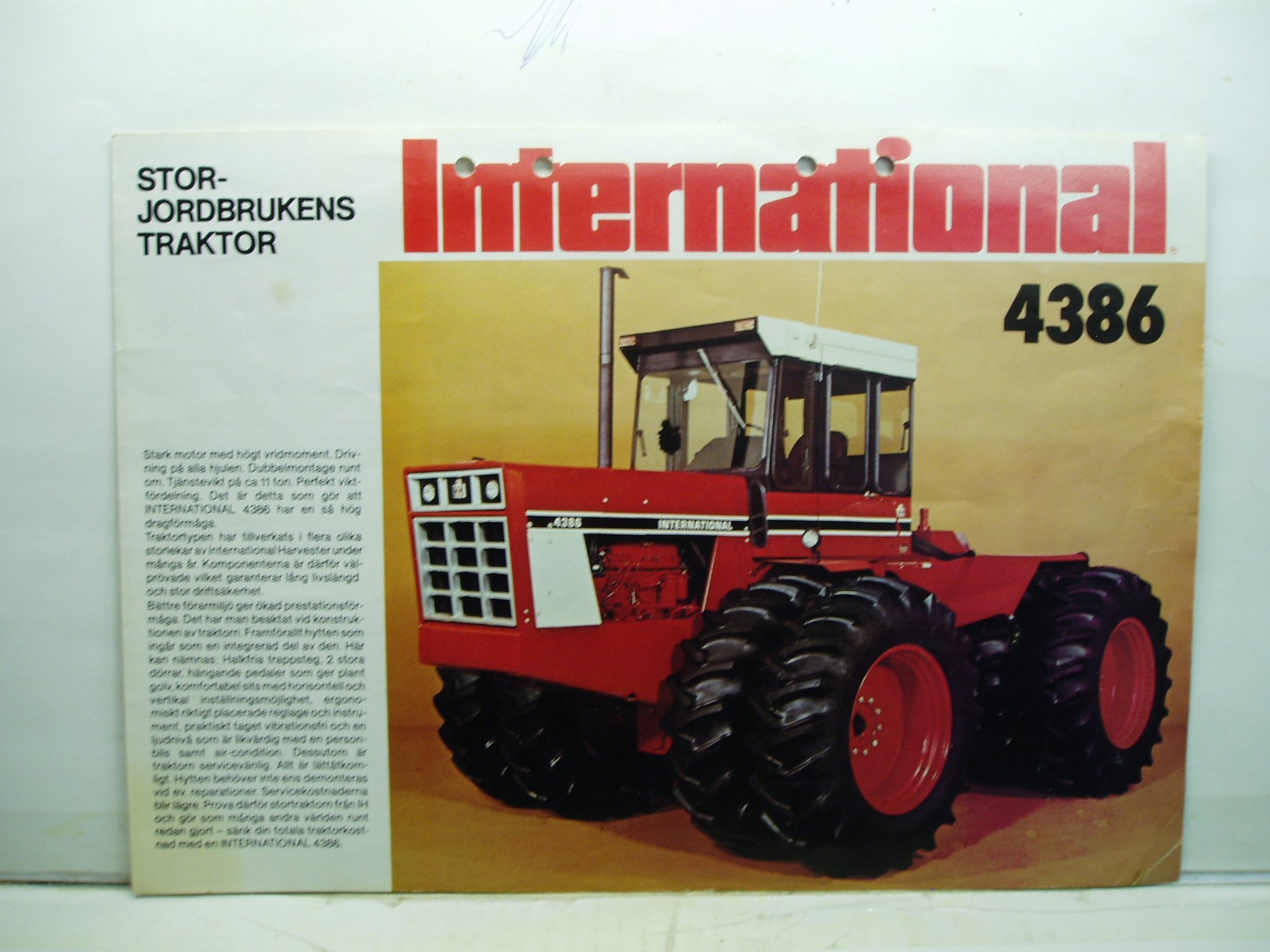 Ä.Broschyr Traktor IH 4386 International Harvester.
