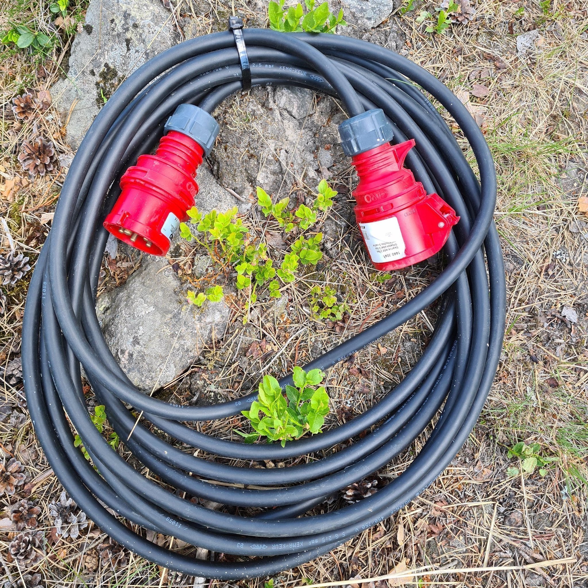 Skarvsladd 3-fas 16 ampere | Köp på Tradera (601072337)