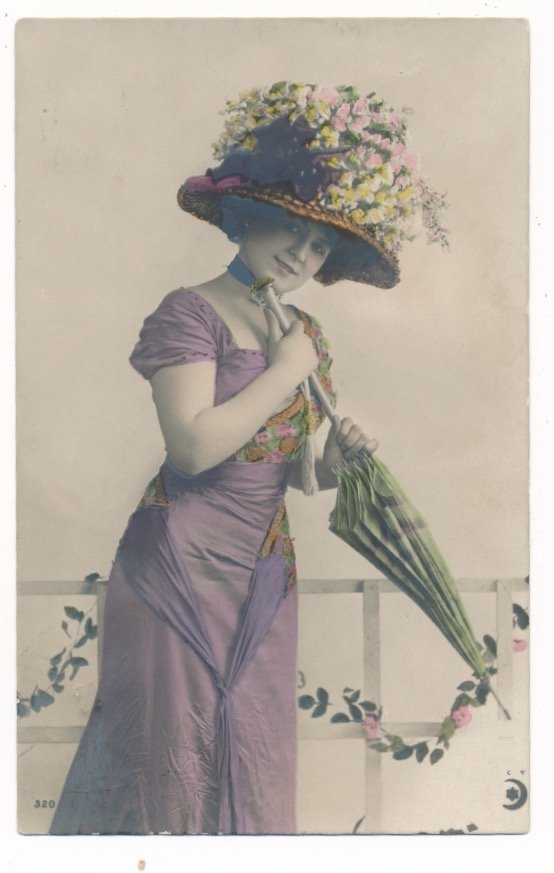 Vacker dam Stor hatt m mång.. | Köp från BrunnstaHandel på Tradera ...