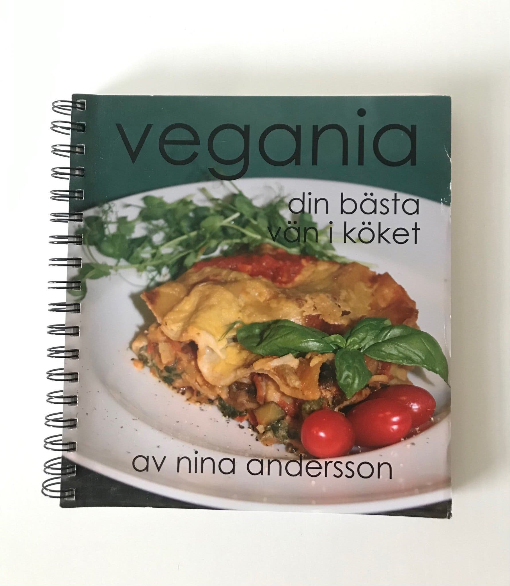 Vegania : din bästa vän i köket av Nina Andersson | Köp på Tradera ...
