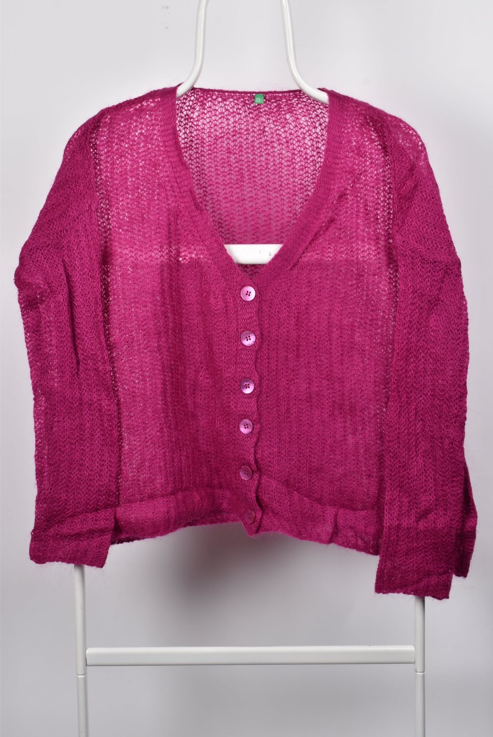 Se produkter som liknar Benetton, Stickad kofta, rosa.. på Tradera ...