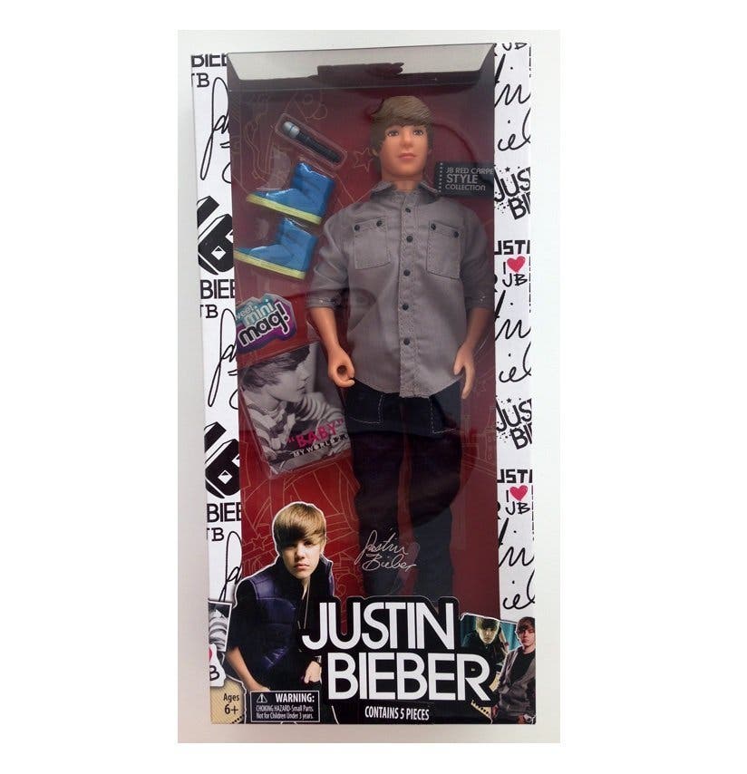 Se produkter som liknar Barbie / JUSTIN BIEBER 12" Do.. på Tradera ...