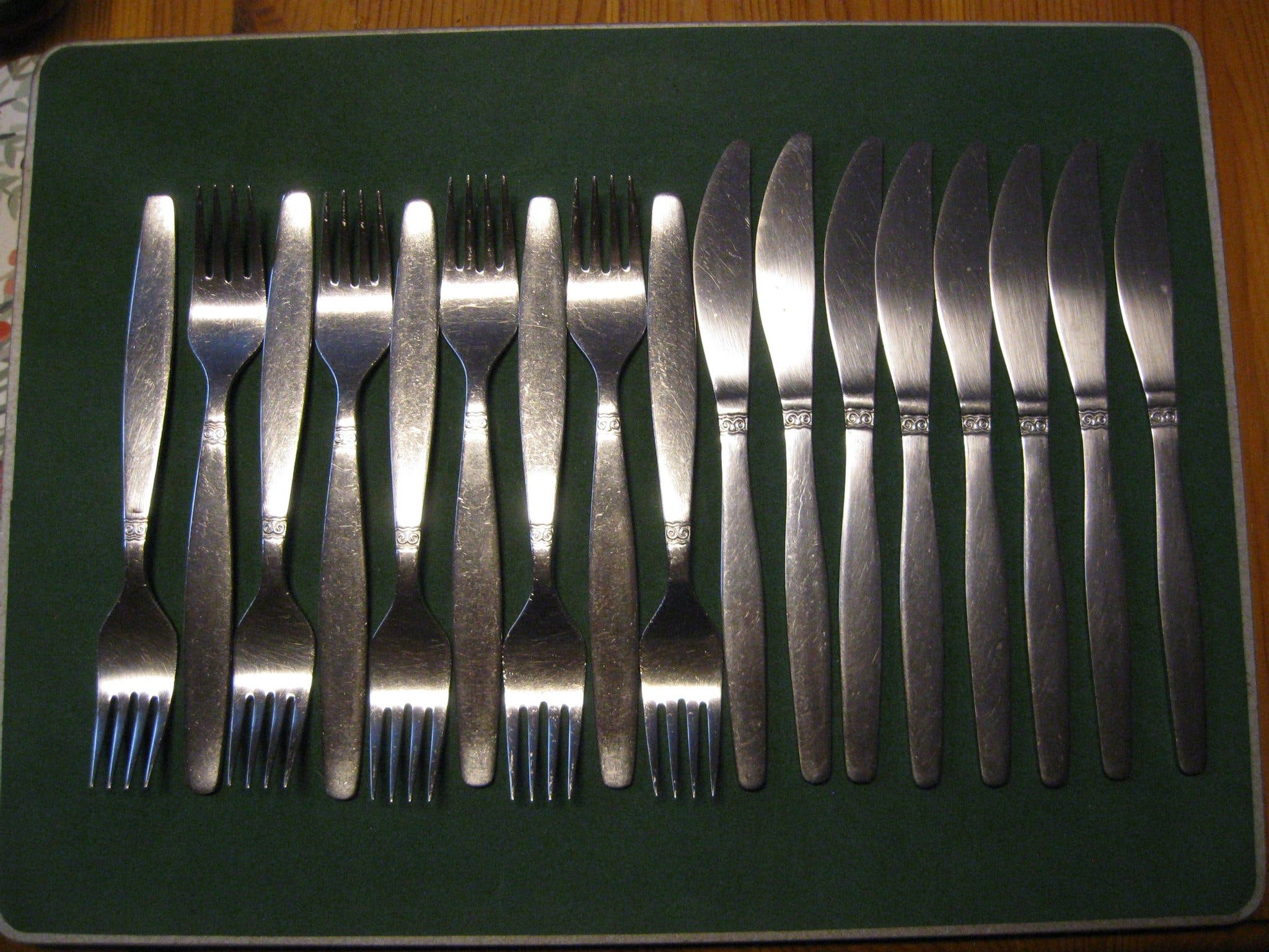 Retro / vintage Bestick: 9st gafflar, 8st kniva.. | Köp på Tradera ...