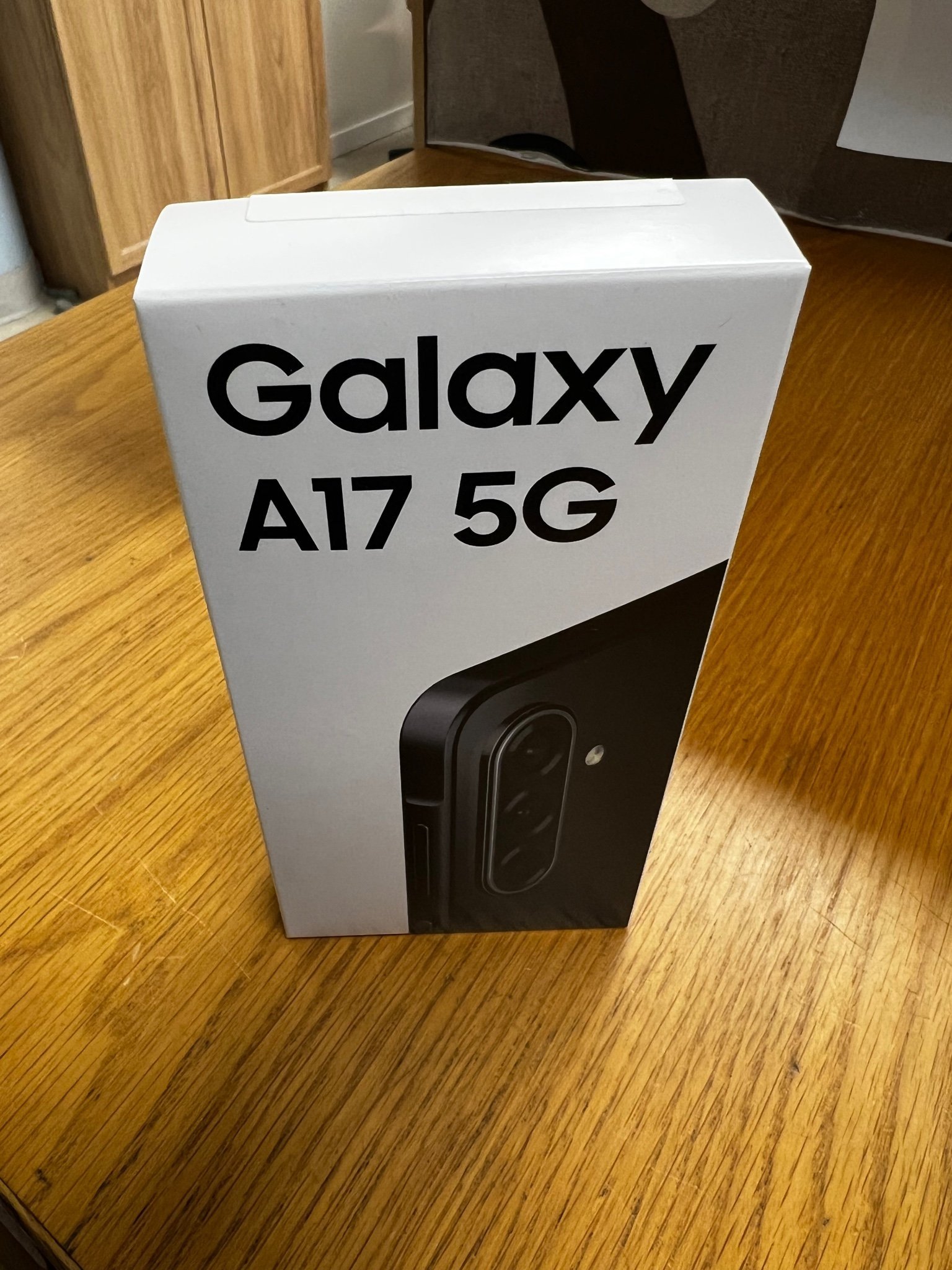Se produkter som liknar Samsung Galaxy A17 5G Helt ny! på Tradera ...