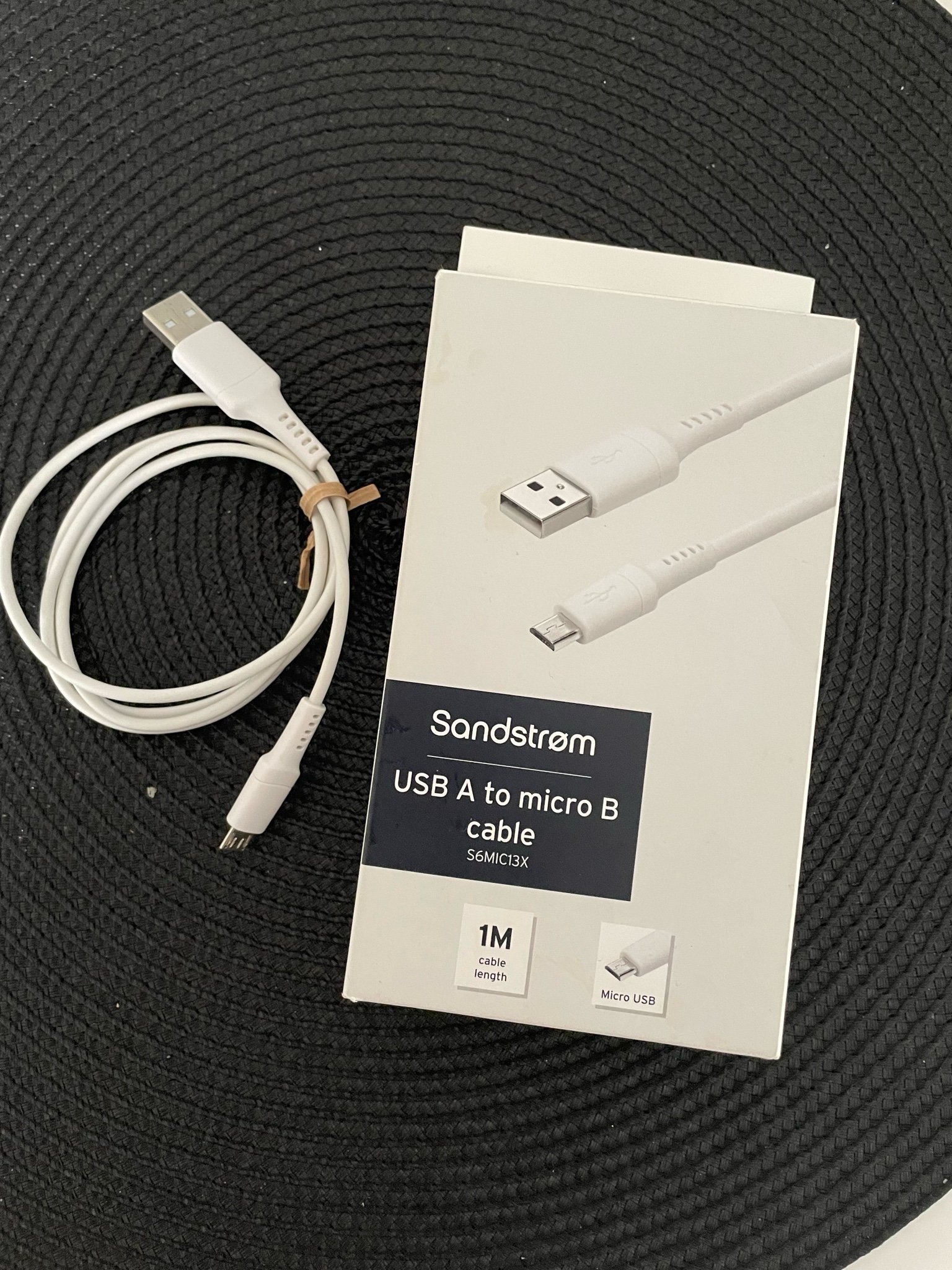Sandstrom USB A till micro B-kabel, 1 m | Köp på Tradera (712574030)