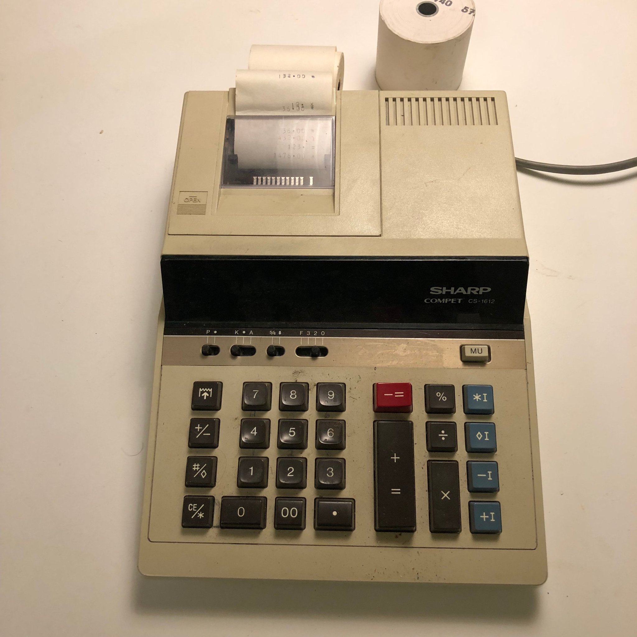 Se produkter som liknar SHARP COMPET CS-1612 Remräknare på Tradera ...