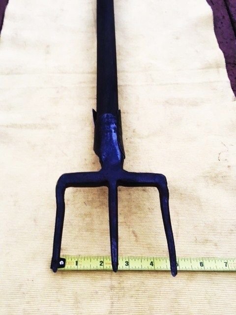 Ancient French spear trident gladiator XVI-XIX .. | Köp på Tradera ...