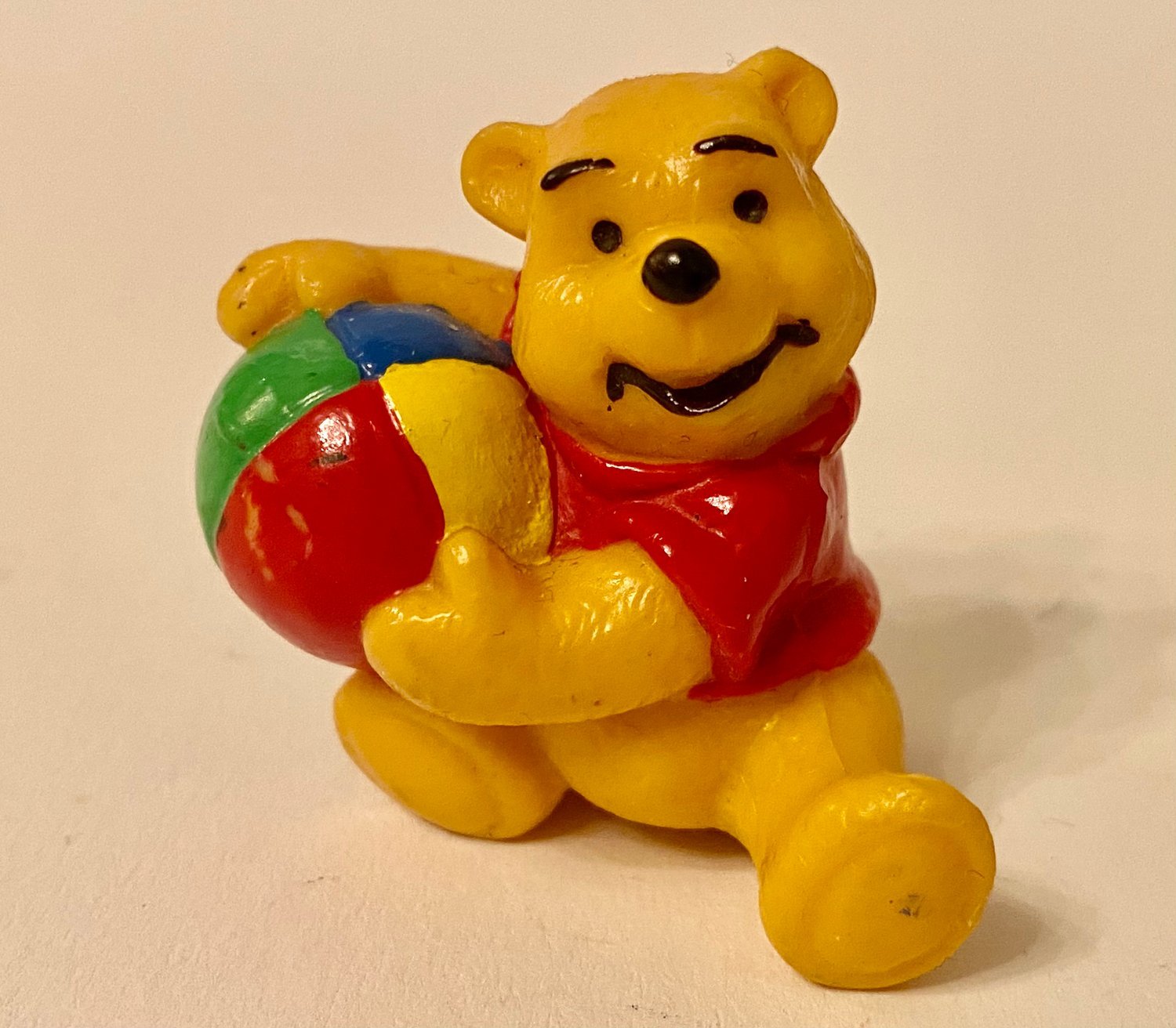 Nalle Puh med Boll Disney Figur Bully Bullyland.. | Köp på Tradera (667419710)