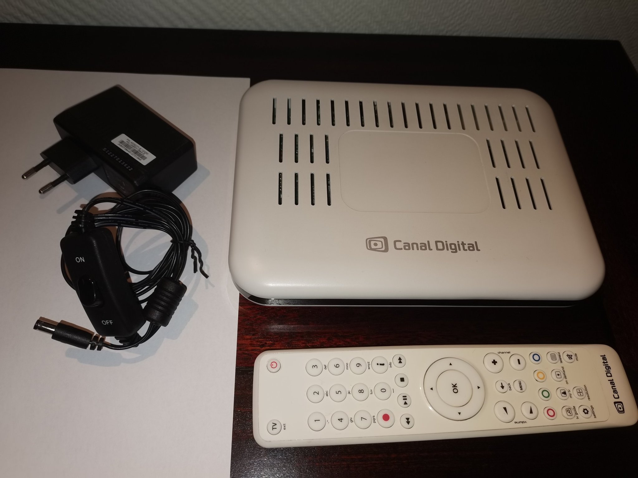 Canal Digital / allente UHD-box Model: TNR-2850ST | Köp på Tradera ...