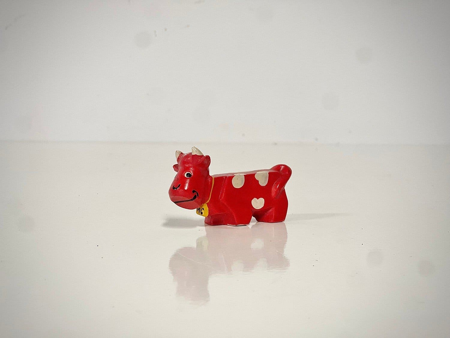 Mc Kossa Arla Figurin Porslin .. | Köp från Bohagsbyrån på Tradera ...