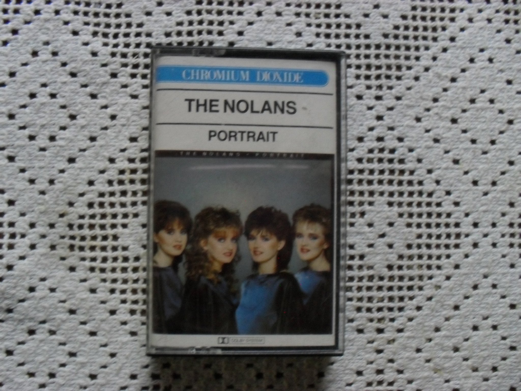 Se produkter som liknar The Nolans - Portrait - Kasse.. på Tradera ...