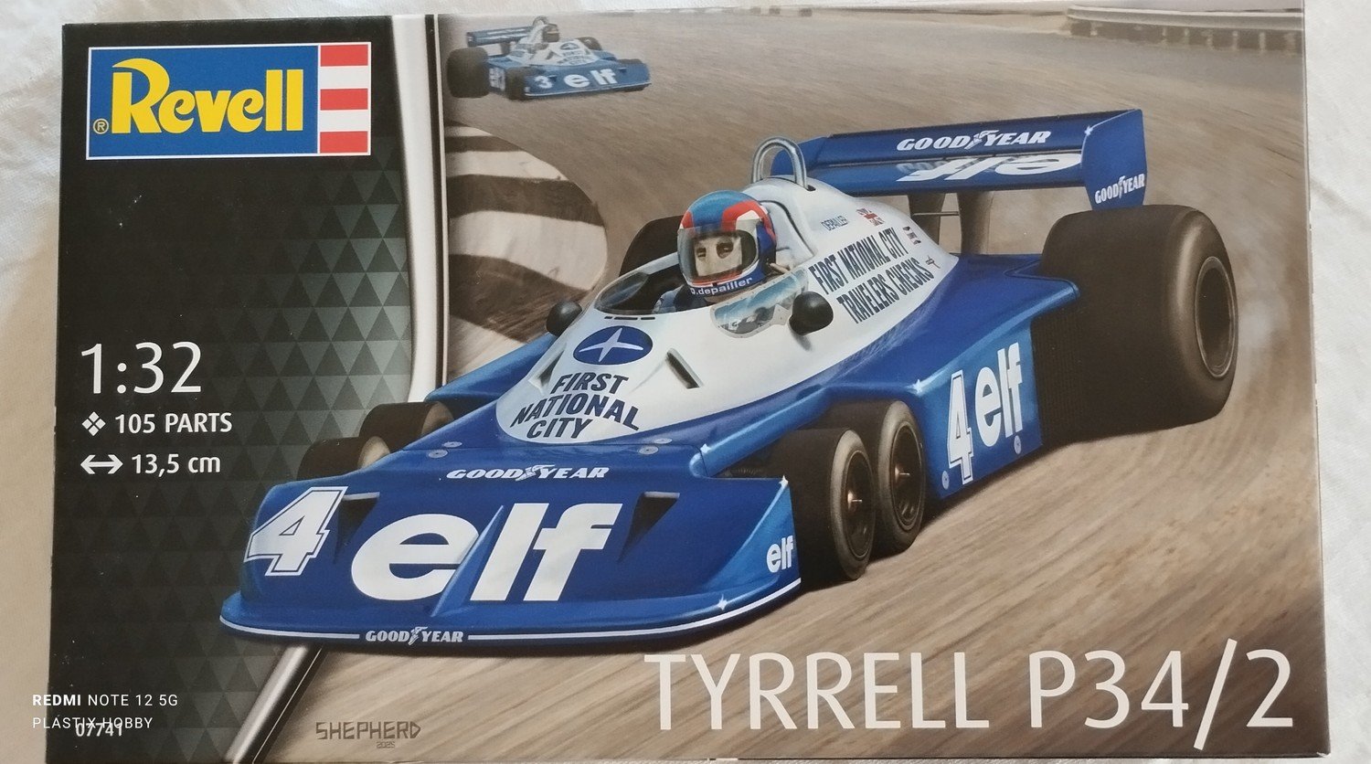Se produkter som liknar Tyrell P34/2 6-wheeler F1. 1/.. på Tradera ...