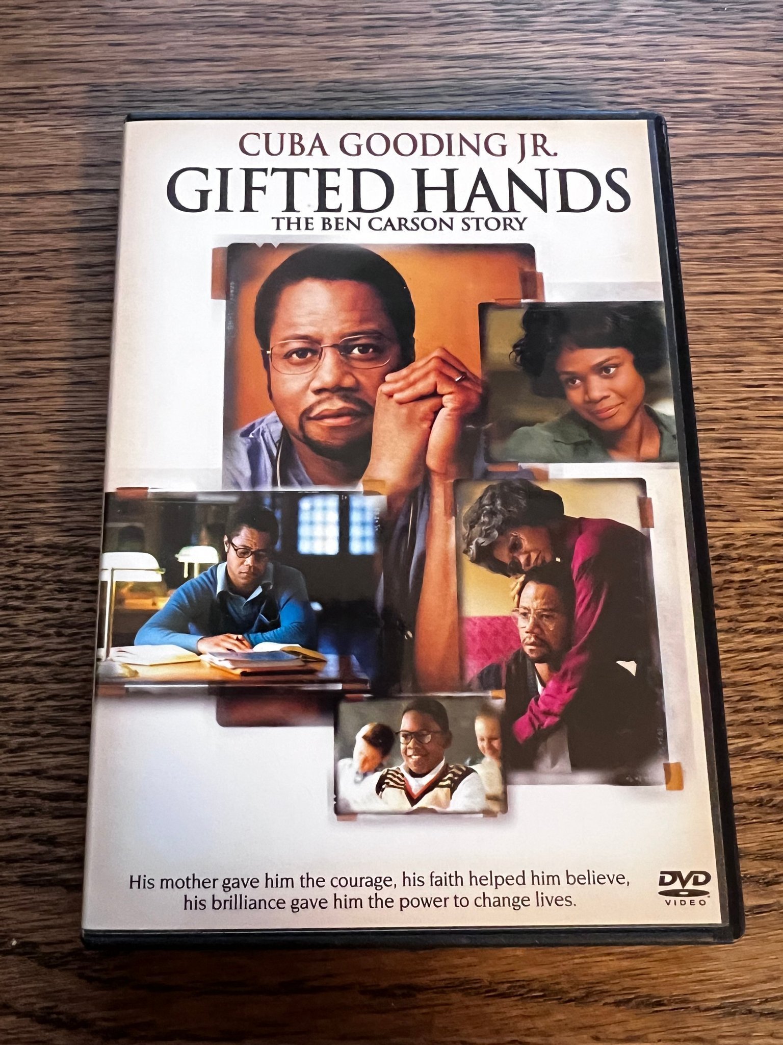 Se produkter som liknar Gifted Hands: The Ben Carson .. på Tradera ...