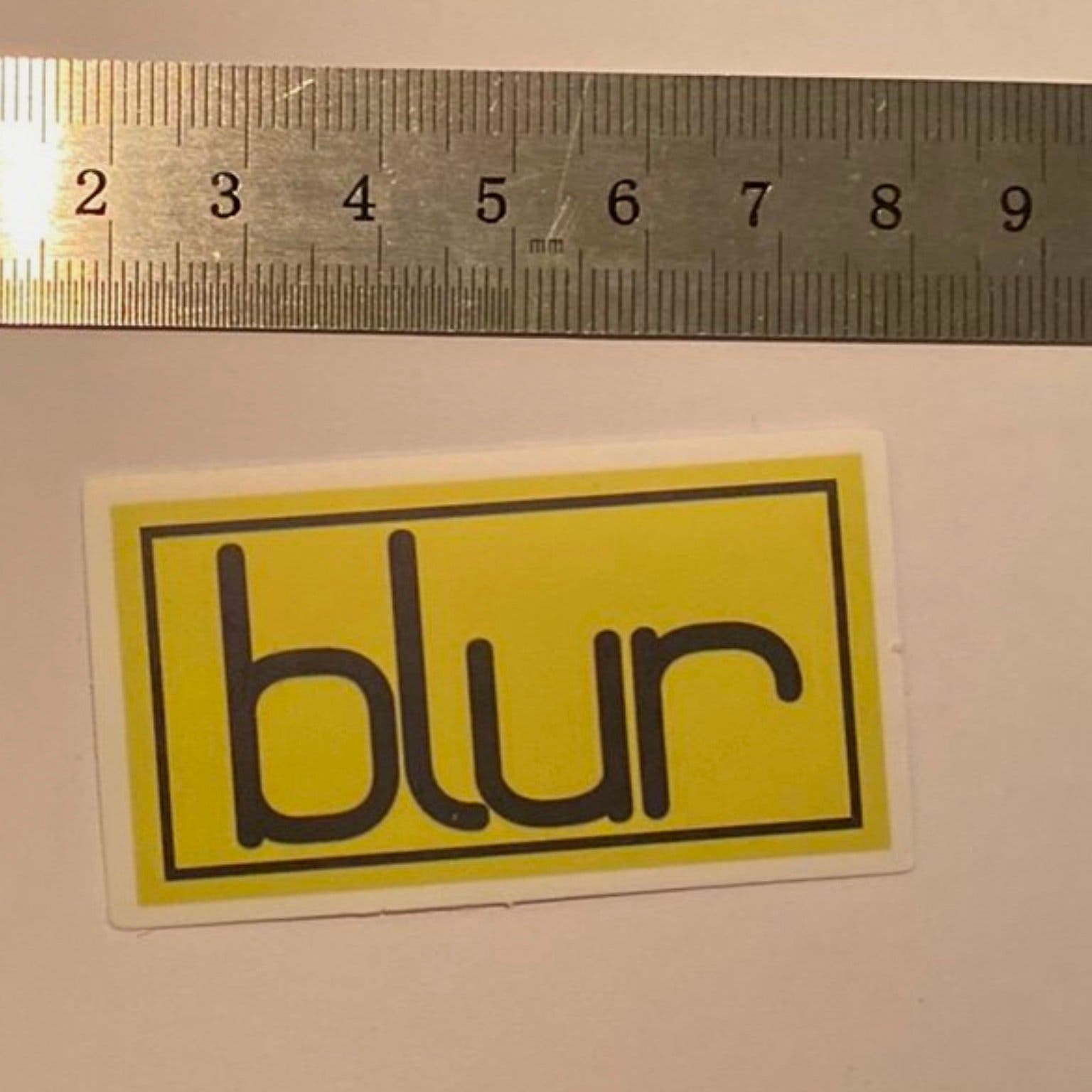 Se produkter som liknar Blur Sticker klistermärken på Tradera (704661177)