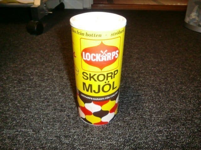 RETRO/NOSTALGI ÄLDRE BURK SKORPMJÖL | Köp på Tradera (736236952)