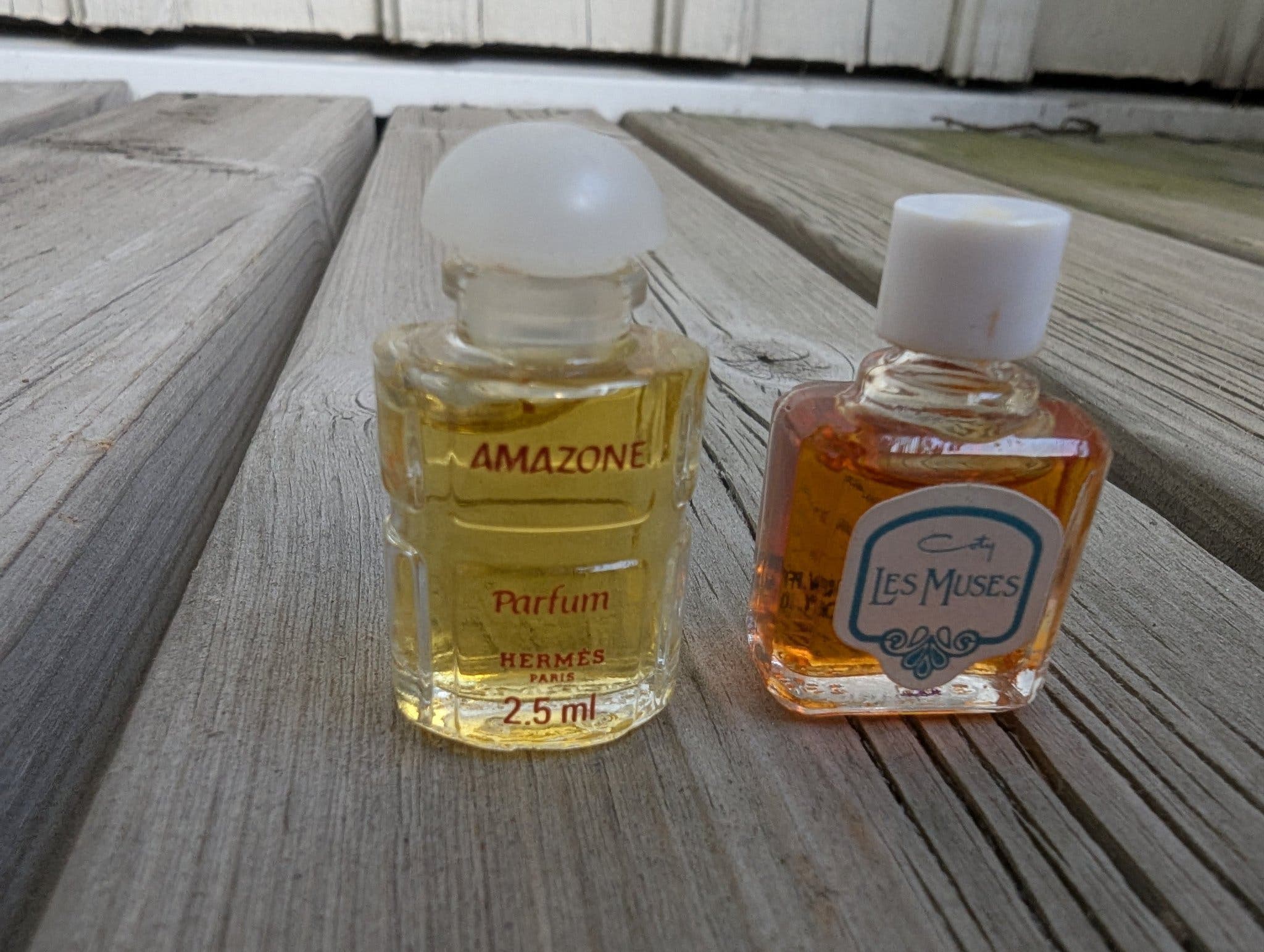 2 vintage mini parfymer Hermes Amazone och Coty.. | Köp på Tradera ...