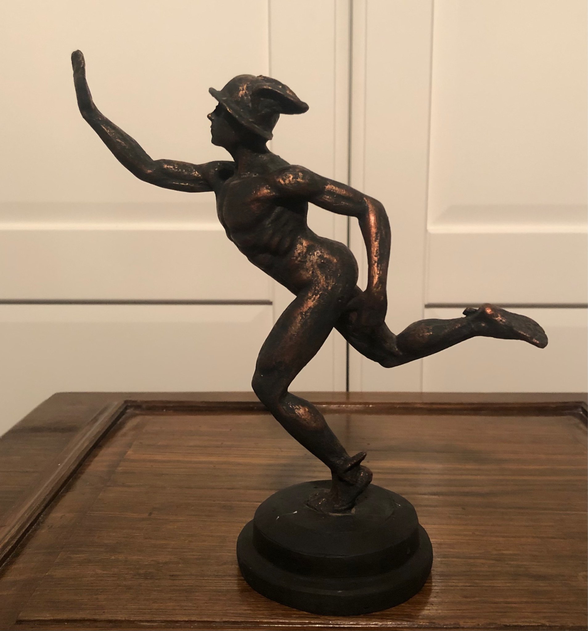 Se produkter som liknar Fin bronsfärgad staty av Herm.. på Tradera ...