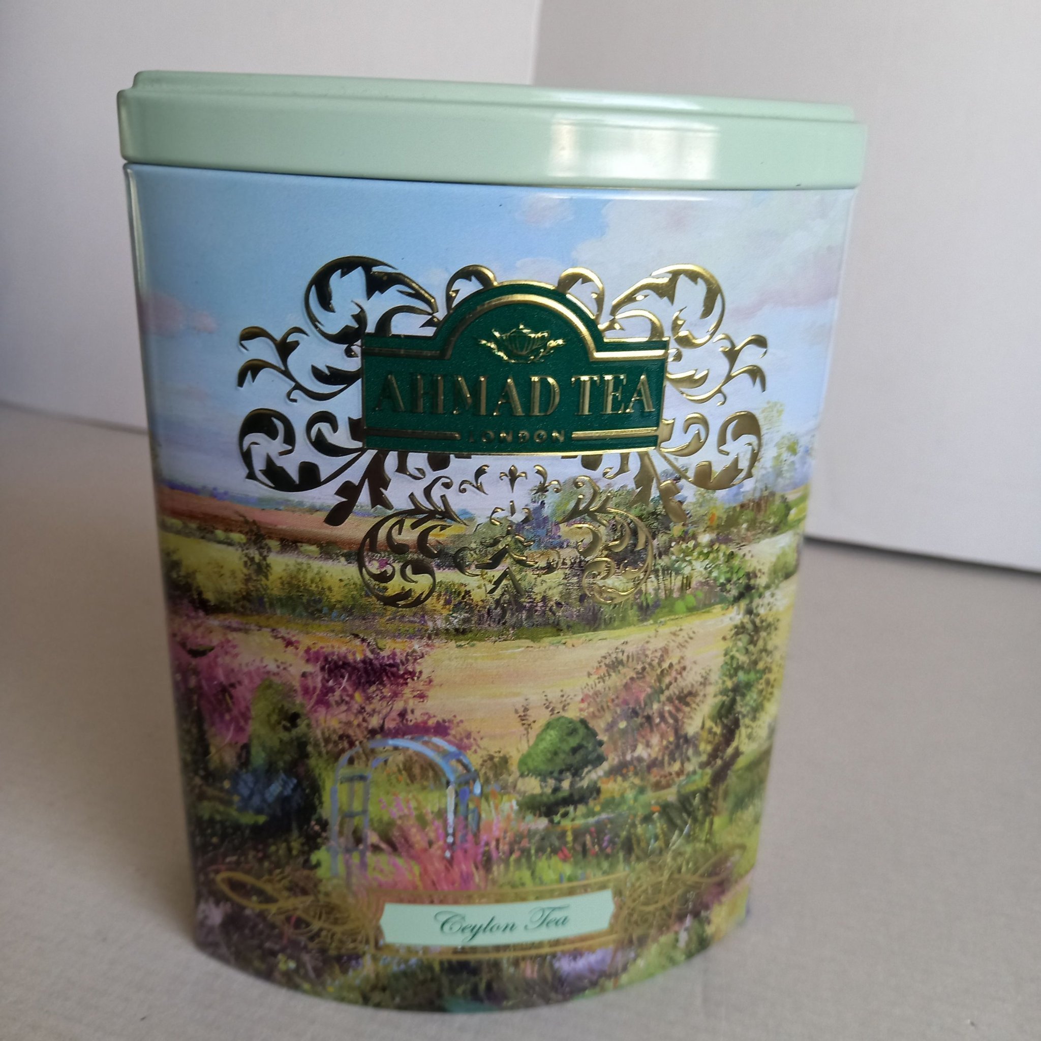 Se produkter som liknar Ahmad Tea Ceylon Tea Burk Eng.. på Tradera ...