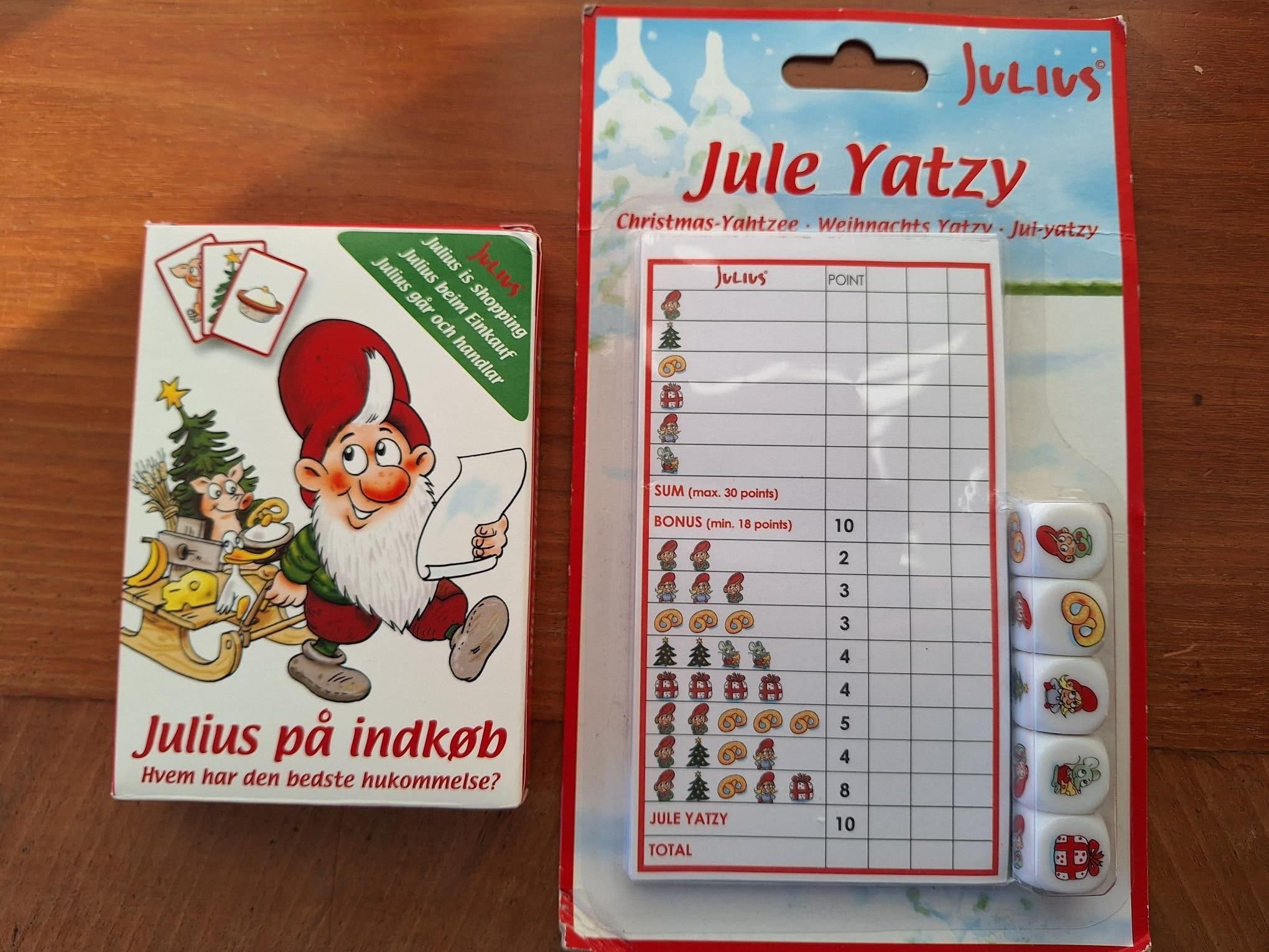 Se produkter som liknar Roliga julspel! Julius Jule Y.. på Tradera ...