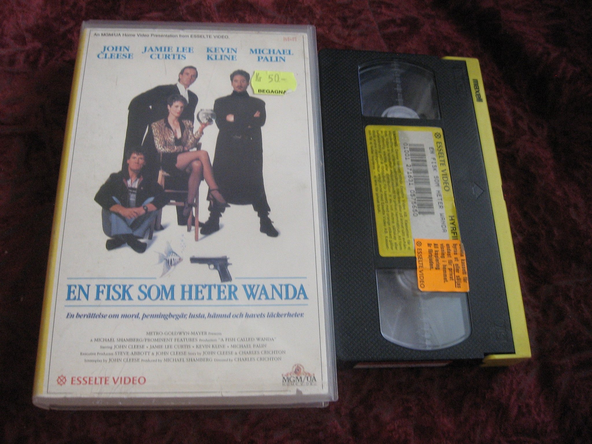 EN FISK SOM HETER WANDA (JOHNCLEESE,JAMIE LEE C.. | Köp på Tradera ...