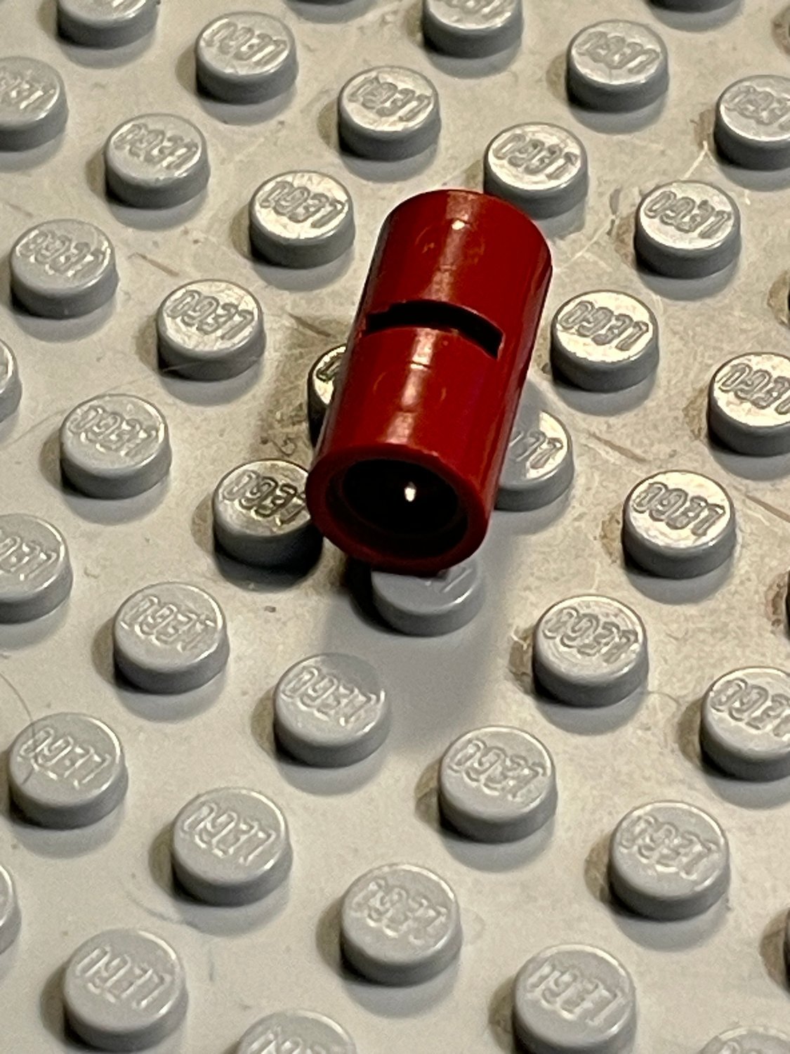 Dark Red Technic, Pin Connector Round 2L with S.. | Köp på Tradera ...